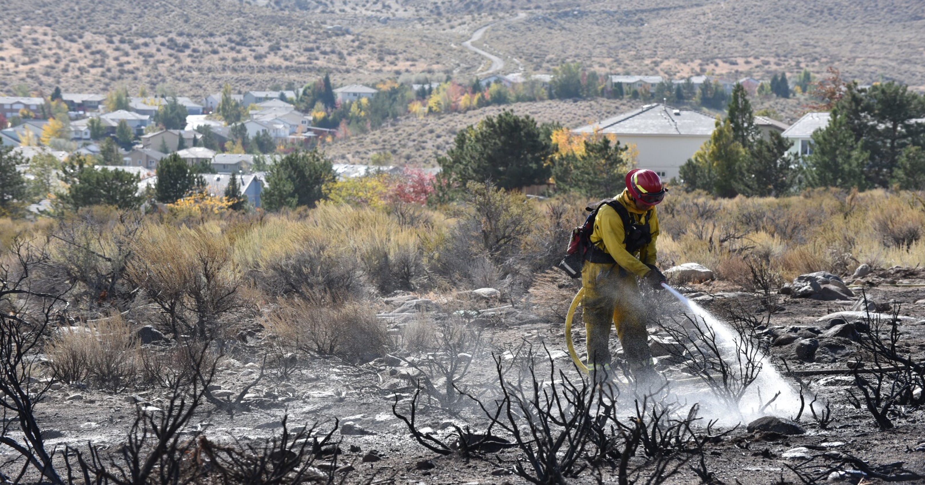 Update: Rolling Hills fire on Mount Rose in mop-up; evacuation lifted