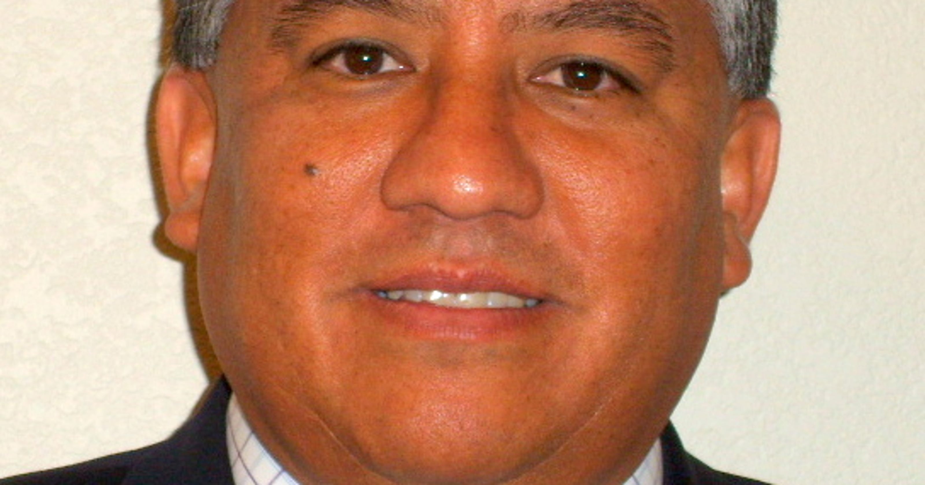 Renteria makes bid for DA
