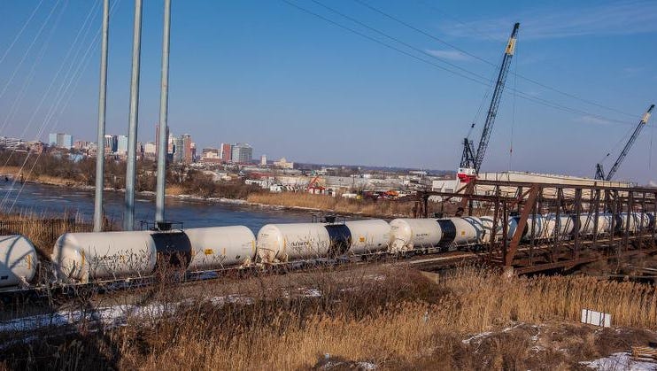 Crude oil train safety in spotlight