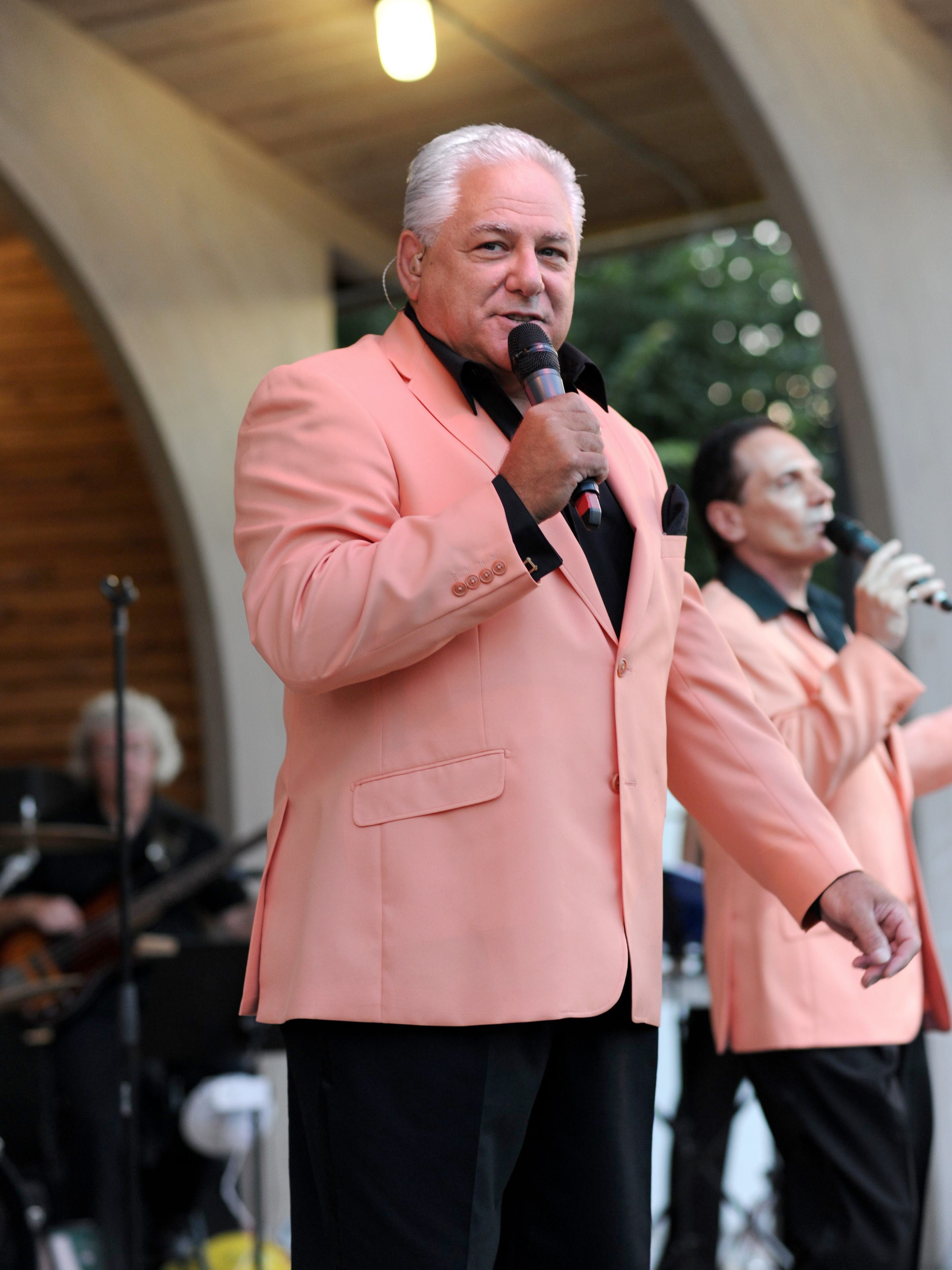 Duprees singer says 'We need more love songs' in his doo-wop book