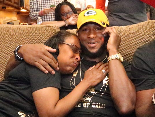 Aaron Jones is headed to Green Bay