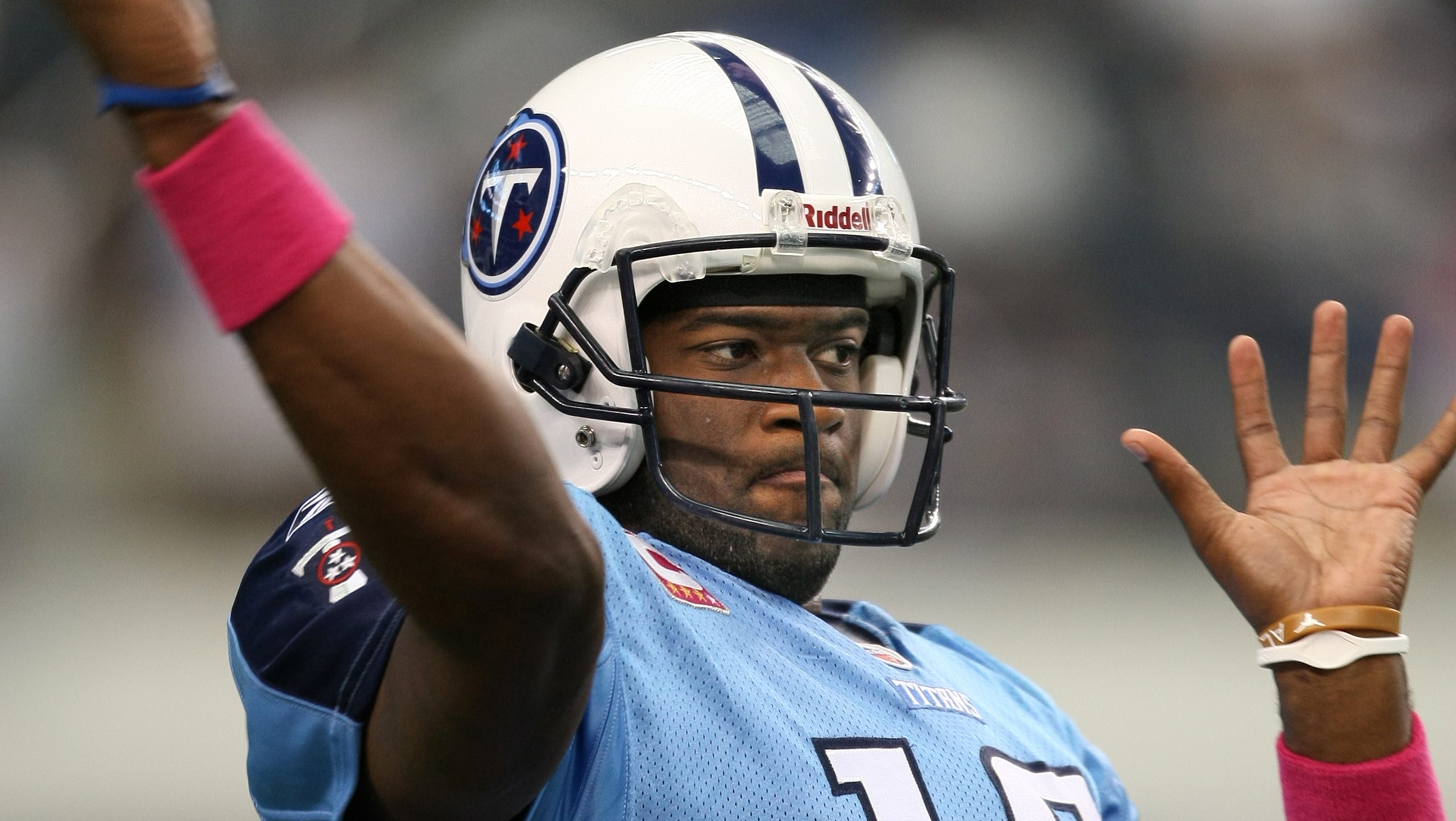 Vince Young lands job at University of Texas