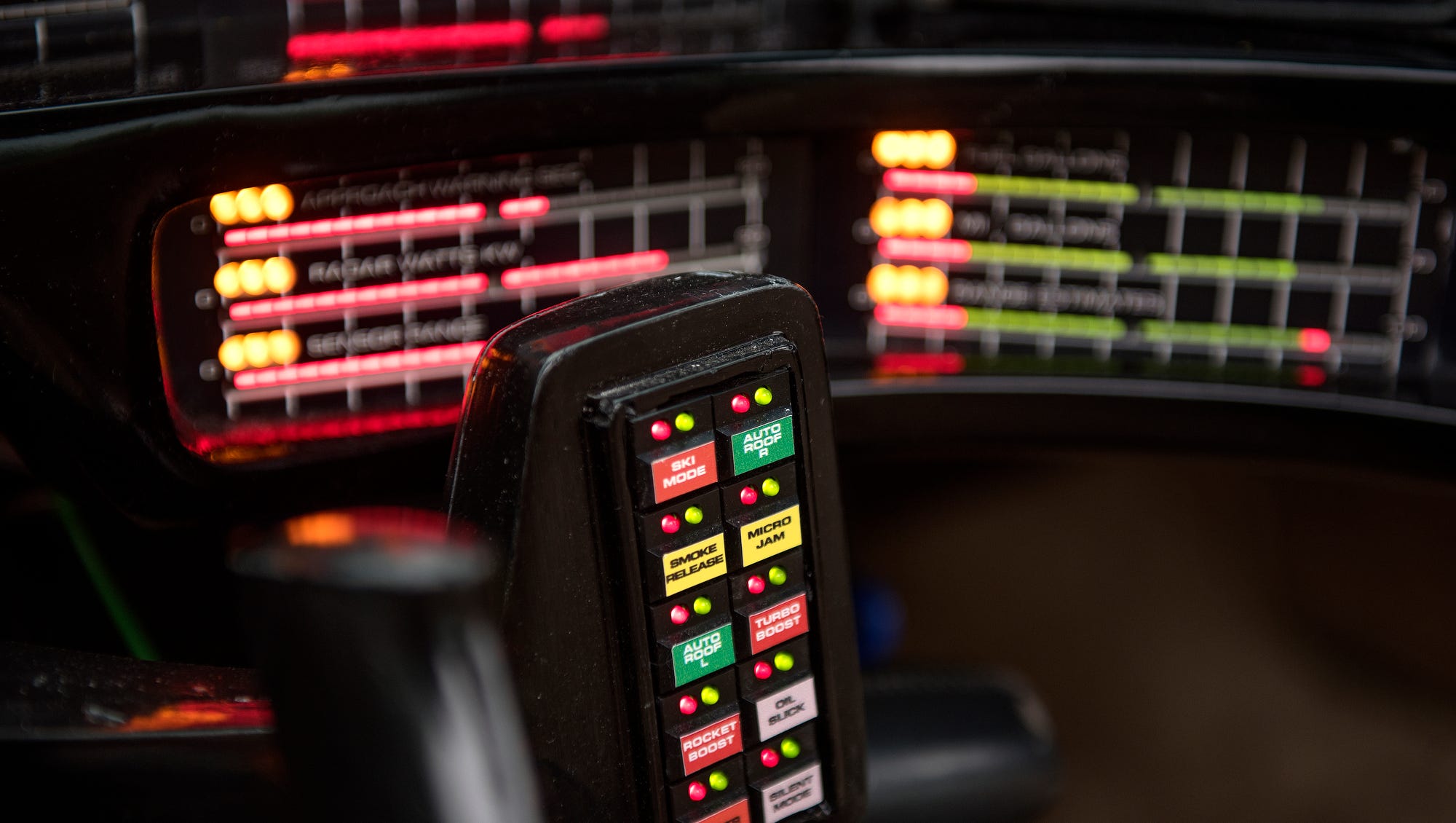 Knight Rider's KITT, a cult classic, recreated by Lansing man