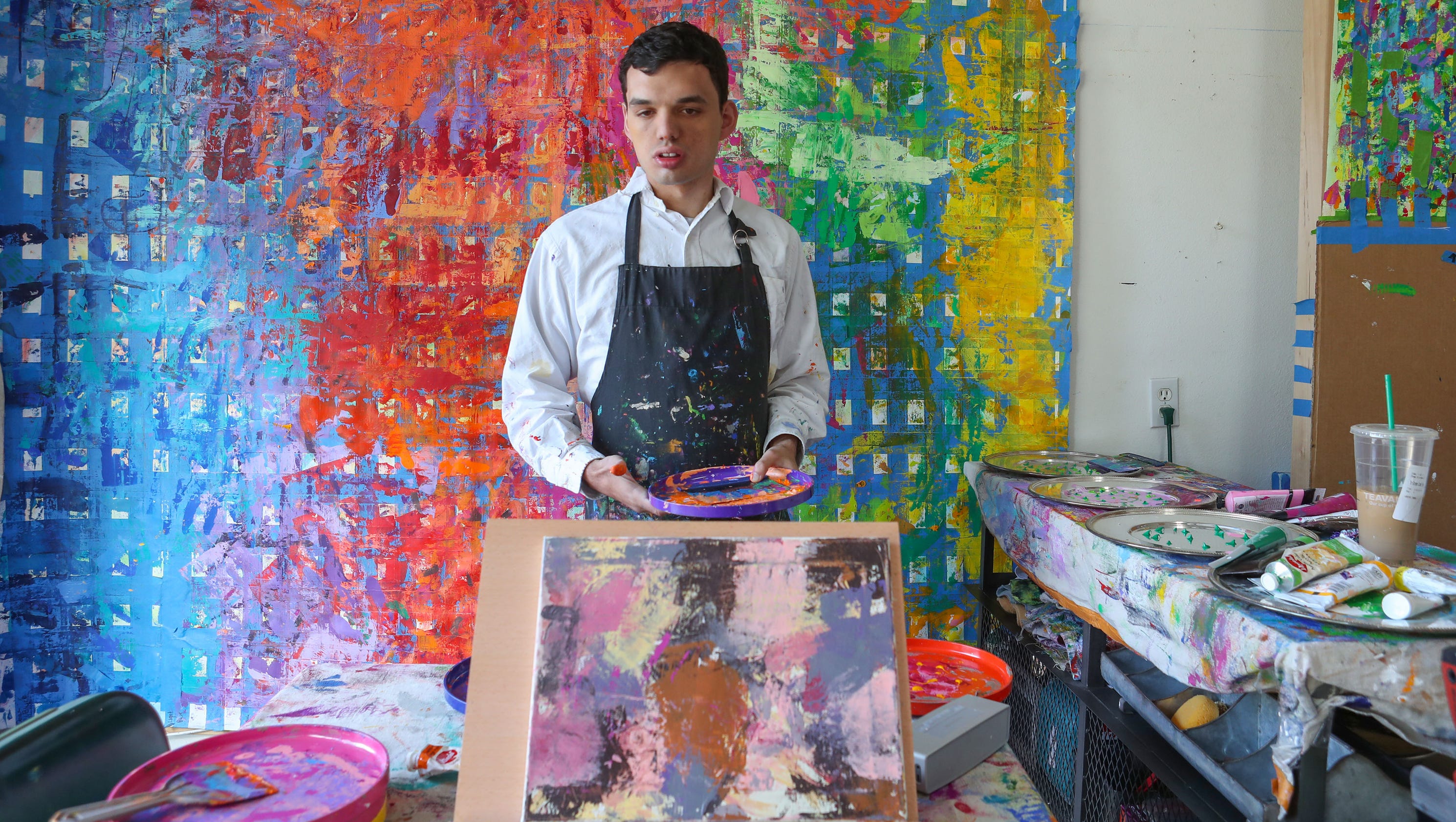 Rancho Mirage artist with brain tumor expresses himself through art