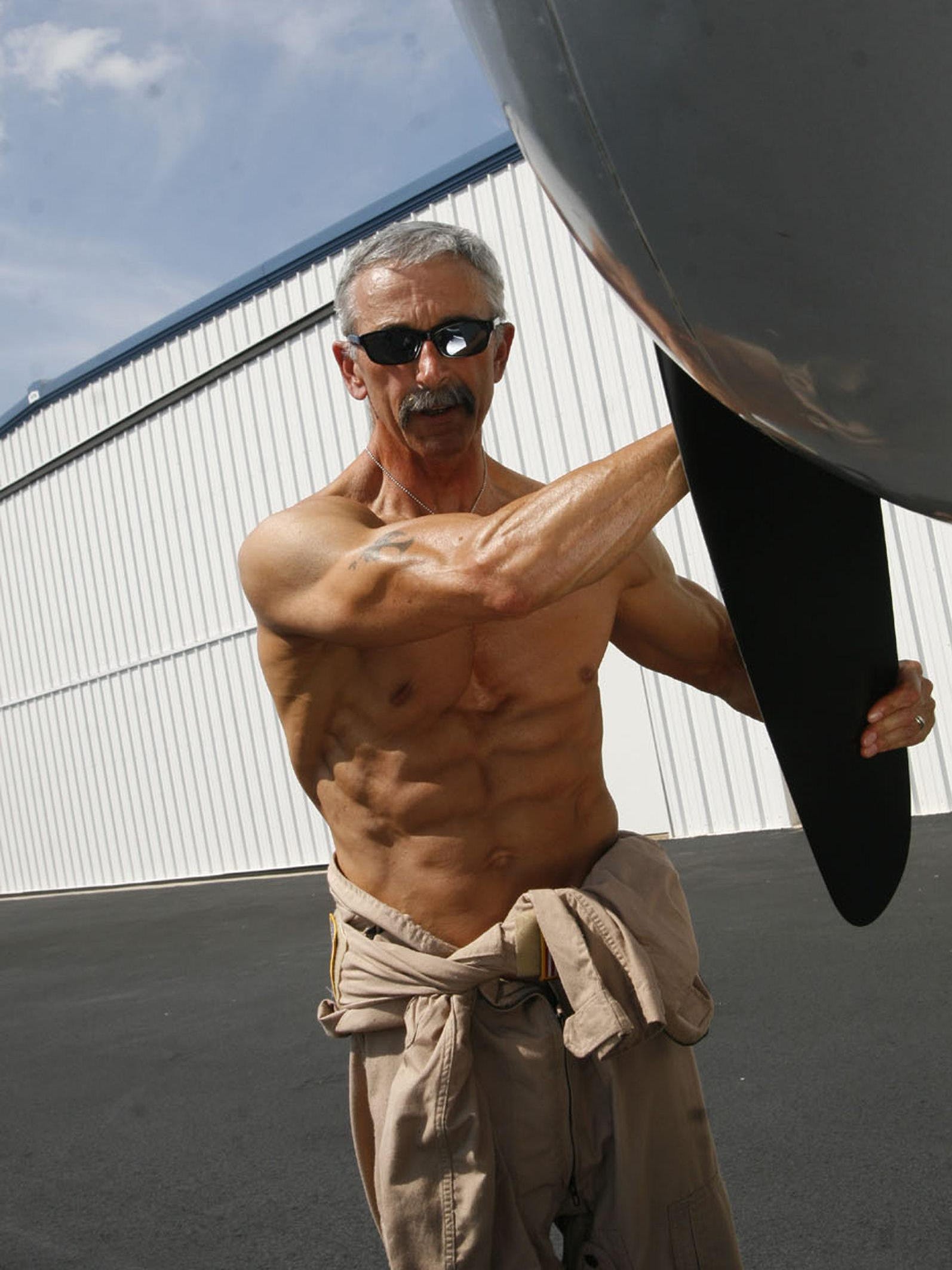 Aaron Tippin: From '120-pound weakling' to still fit at 56