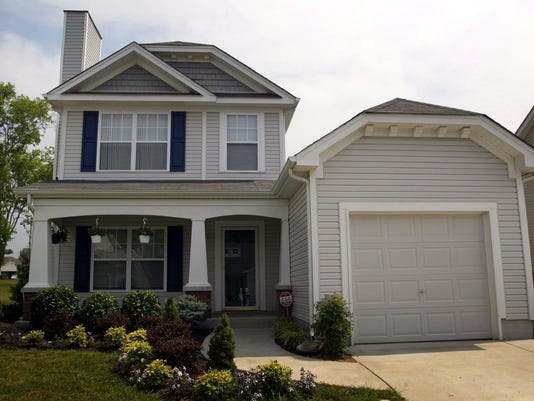 Editorial: Should cities restrict 'snout house' construction?