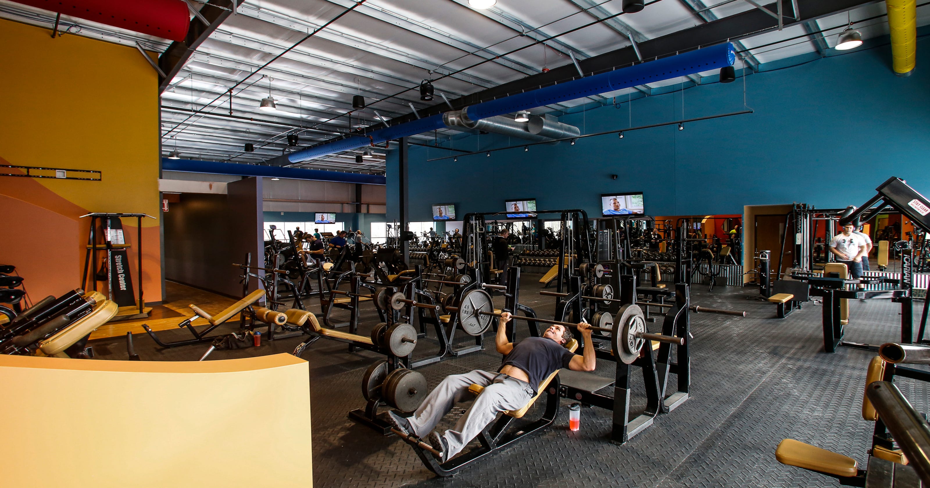 Former MSU star Andre Hutson opens mega-gym in DeWitt