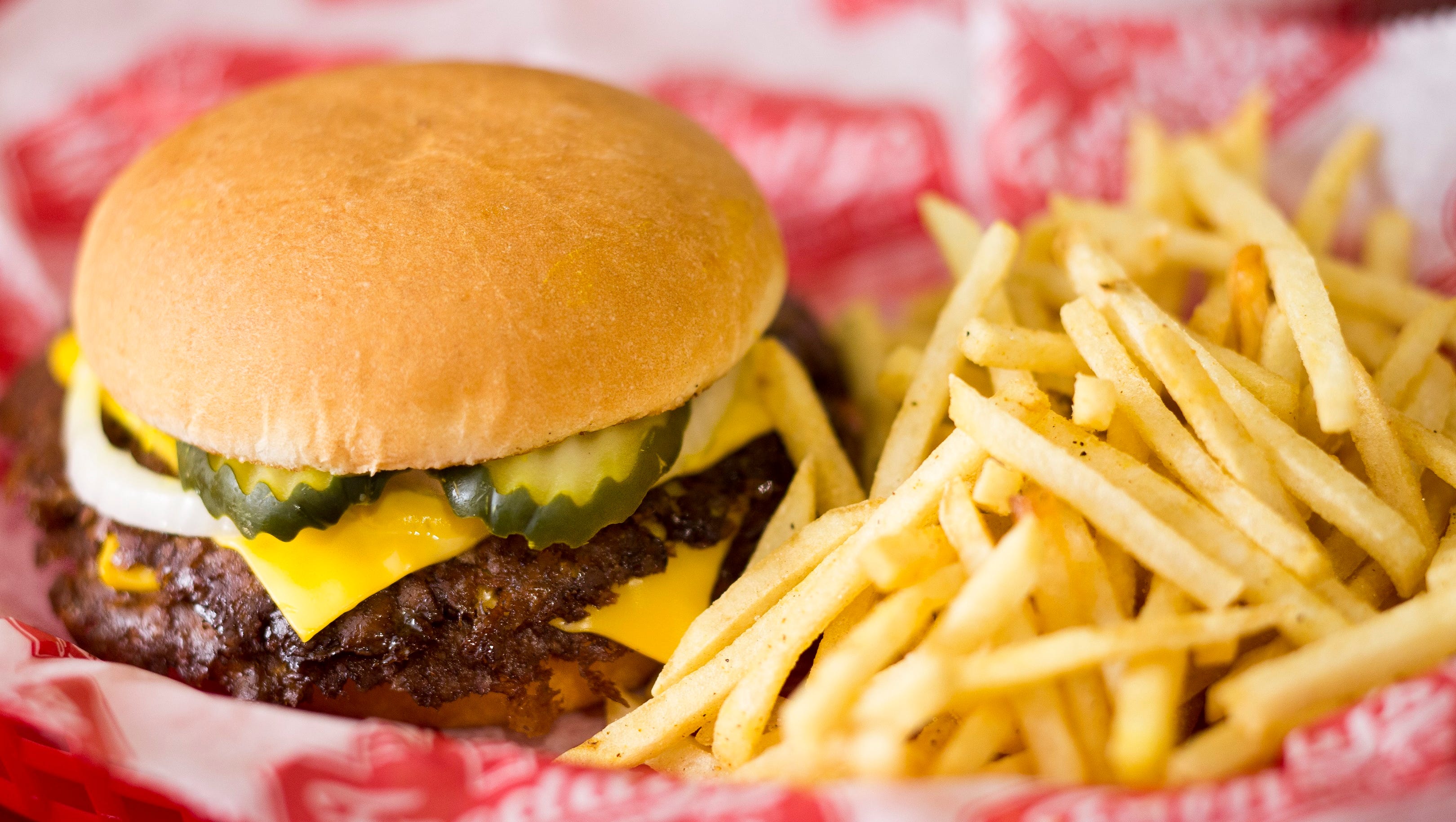 Shake Shack has tough competition for best burger in Indianapolis