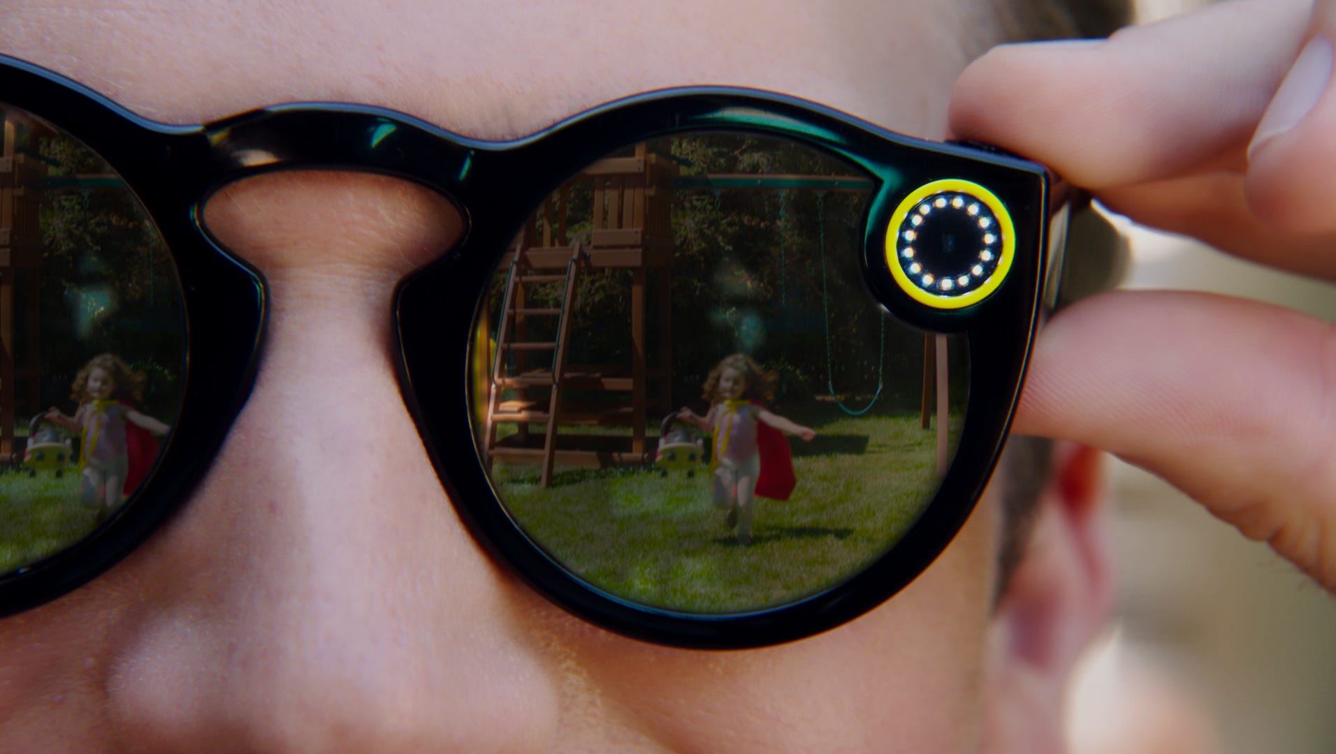 Snapchat s Spectacles Expected To Be Big Hit snapchat-s-spectacles-expected-to-be-big-hit