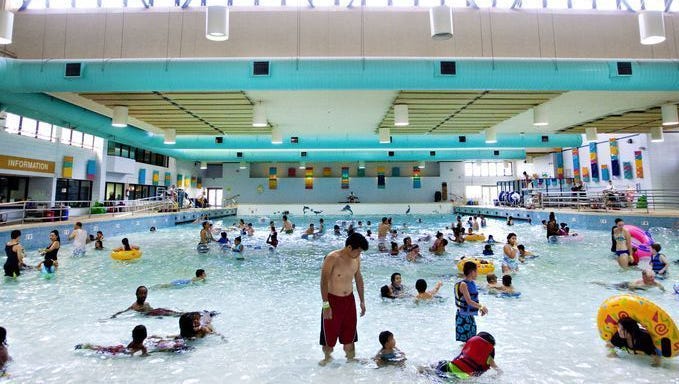 4 water parks, wave pools in Tempe, Mesa, Glendale