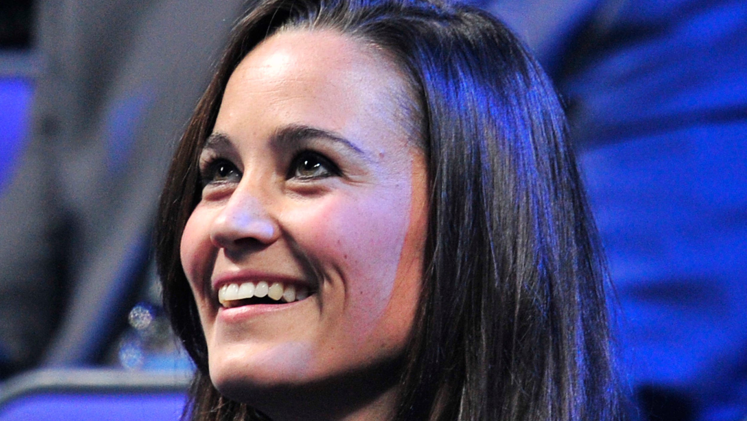 Pippa Middleton attends tennis match with a new man