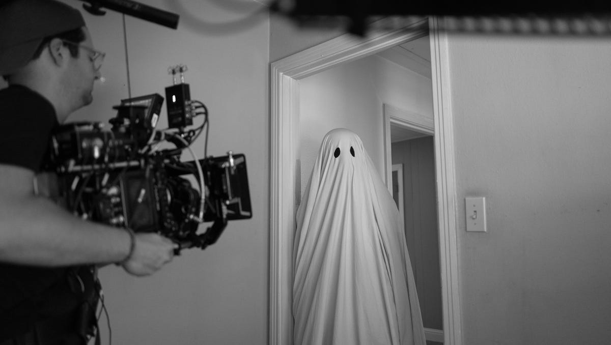 Casey Affleck is trick-or-treat ready in exclusive 'Ghost' images