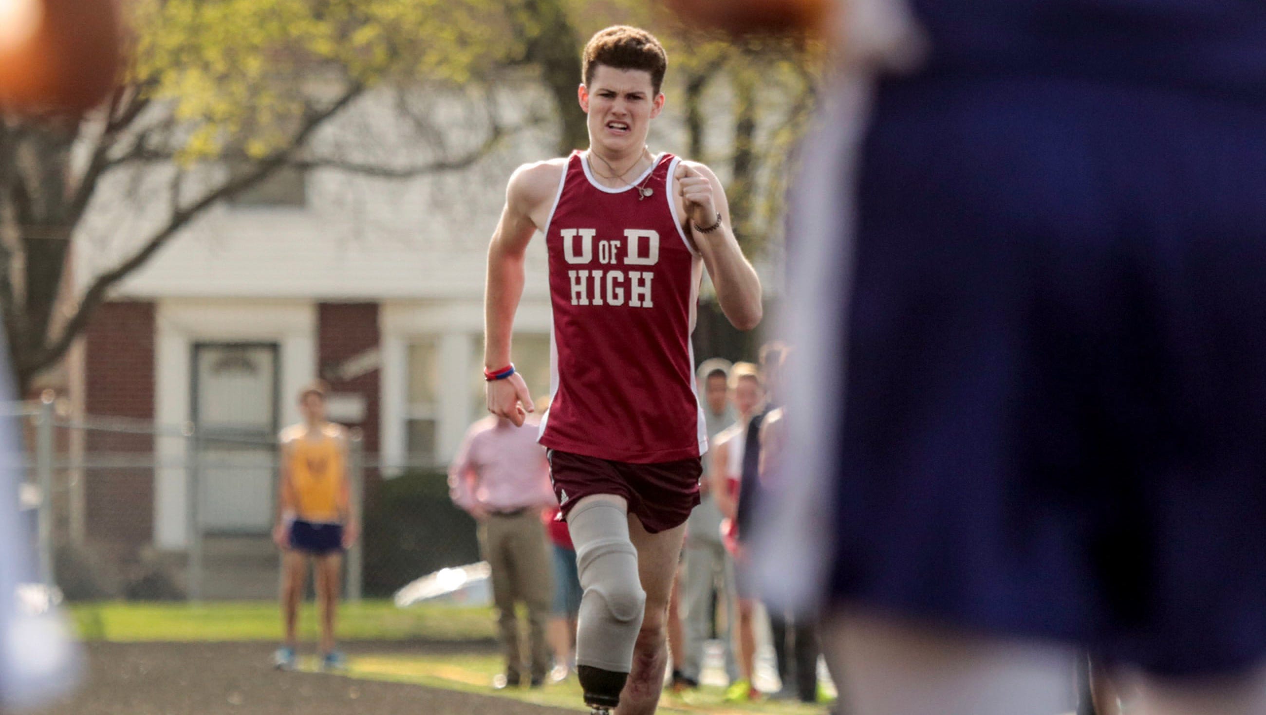 Heroic amputee Sean English runs final U of D track meet
