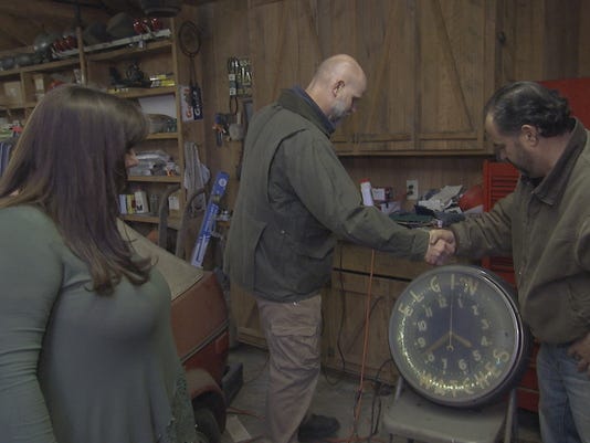'American Pickers' finds treasure trove in La. barn