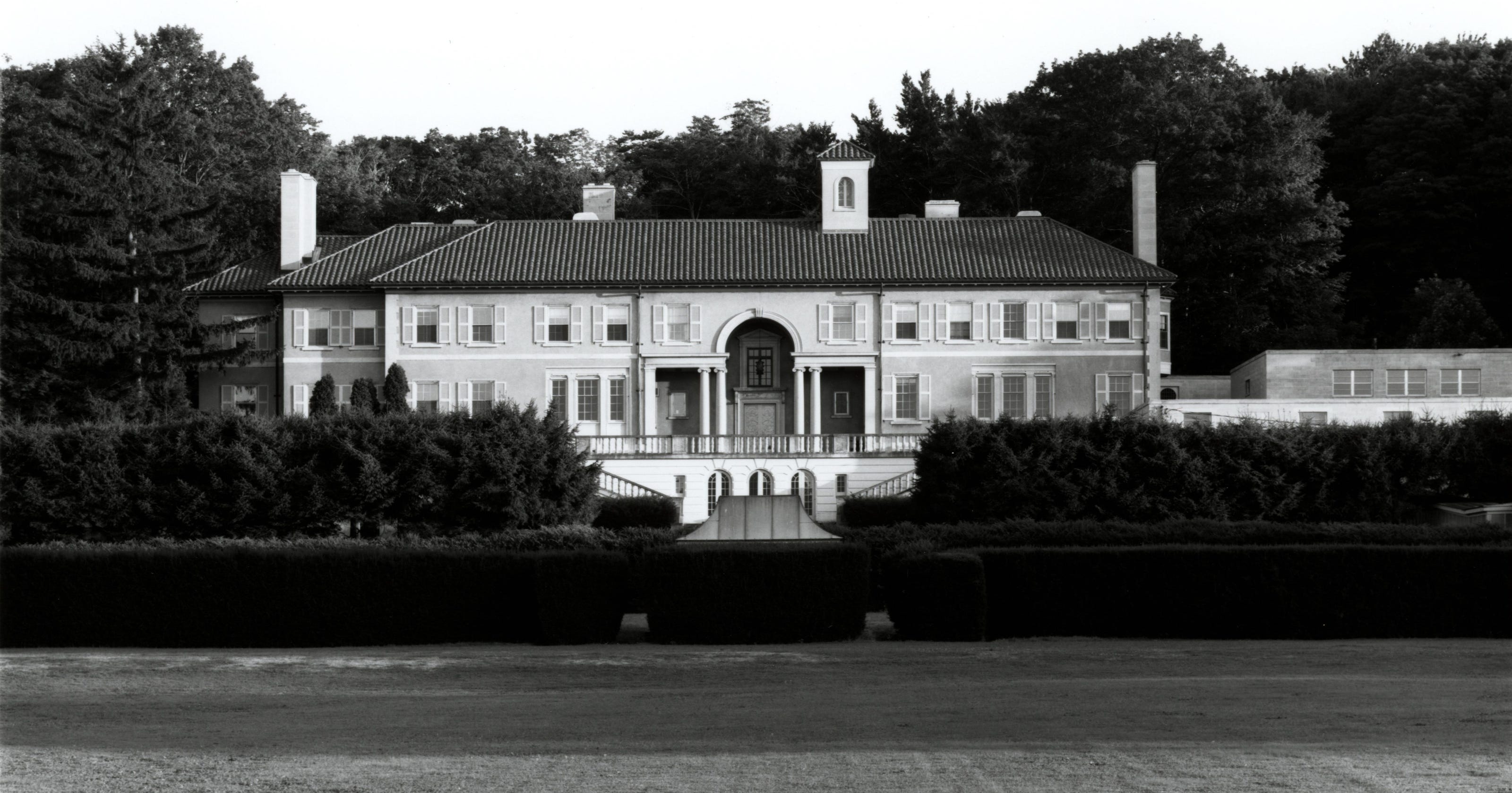 Strong mansion was too small for collection