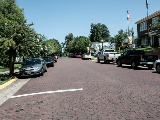 Sense of community sets Clinton apart