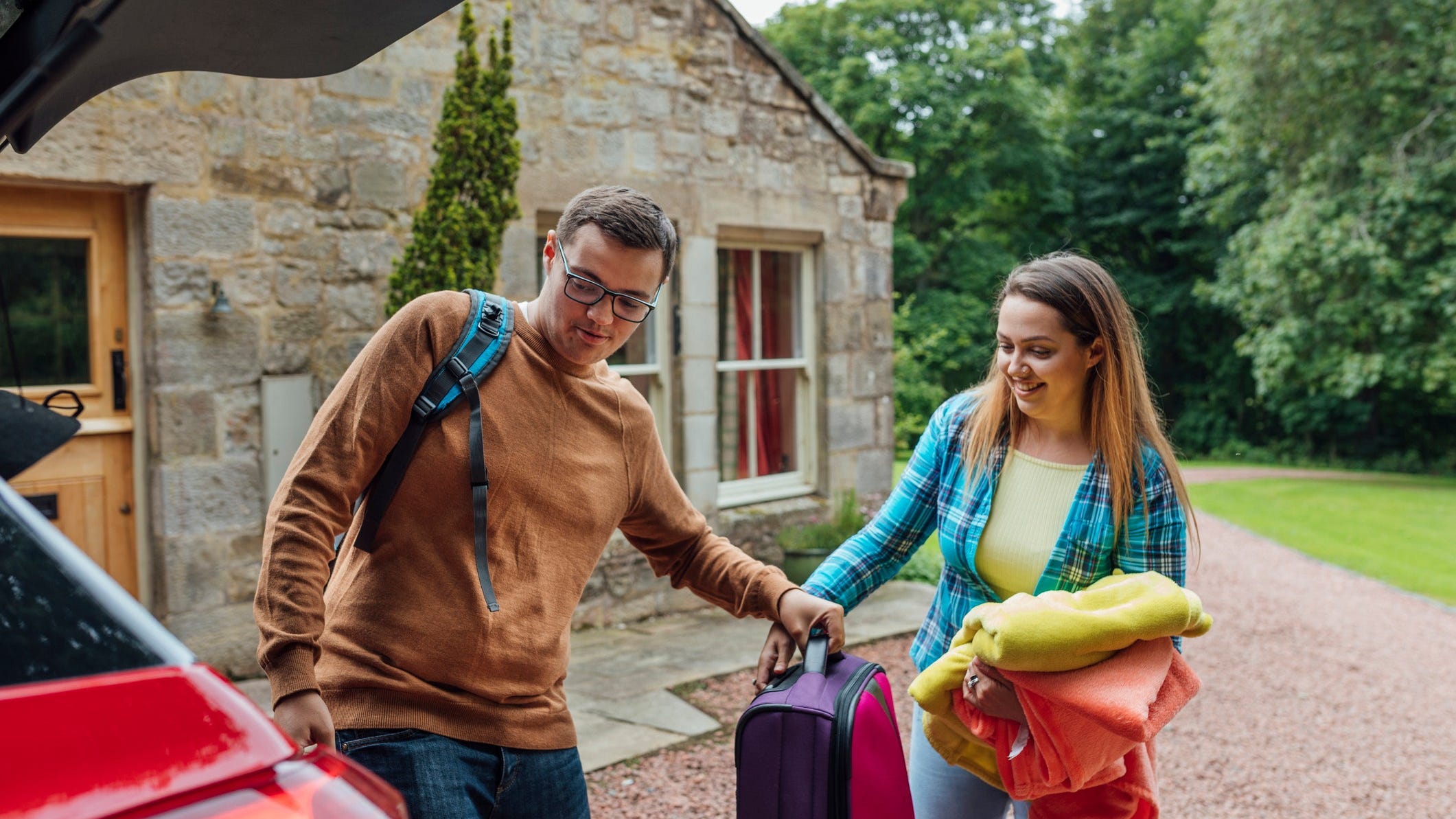 How to check for hidden cameras in Airbnb, VRBO, or vacation rentals