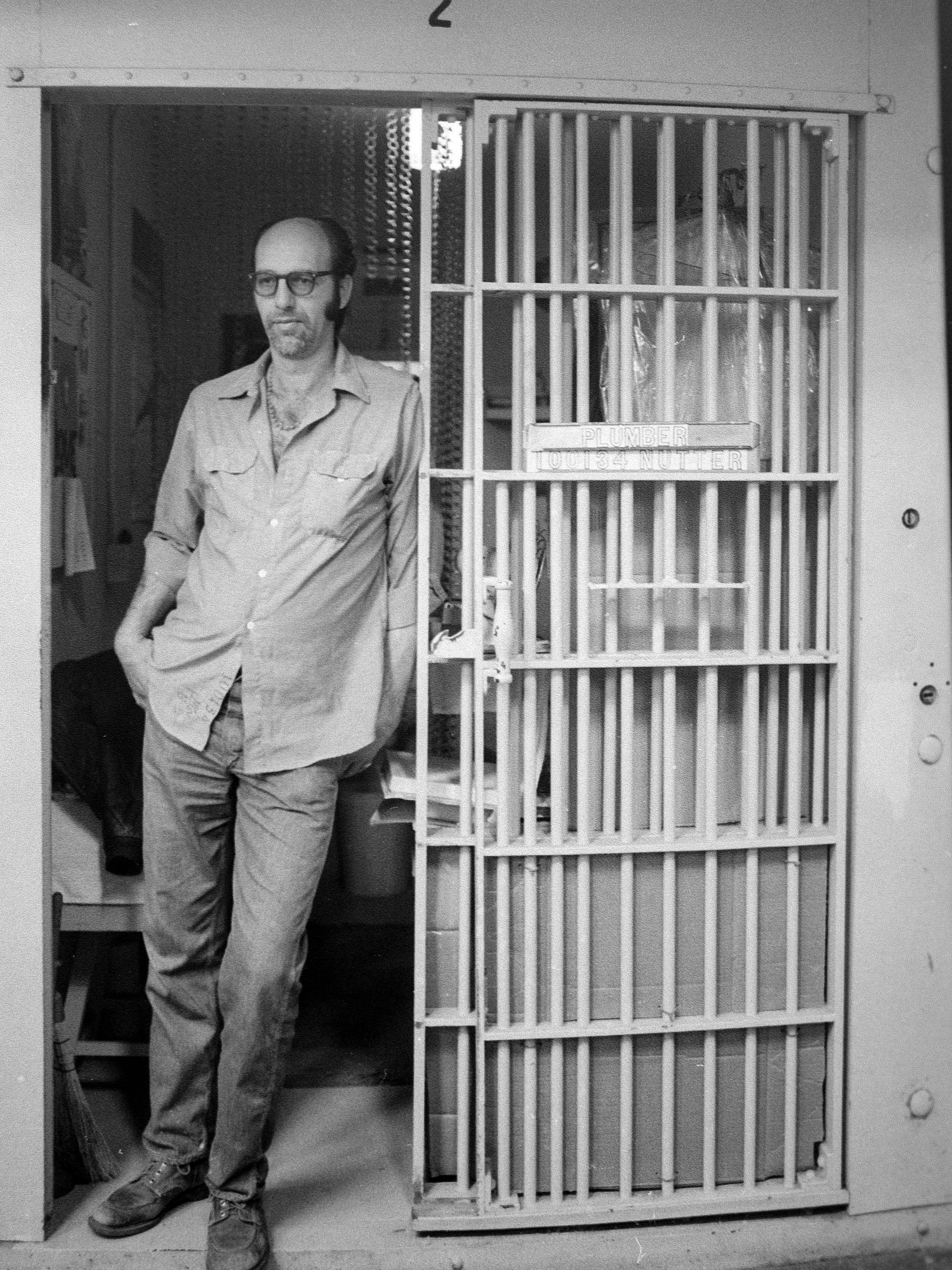 Murdered Iowa cop's family breaks its silence 62 years after his death