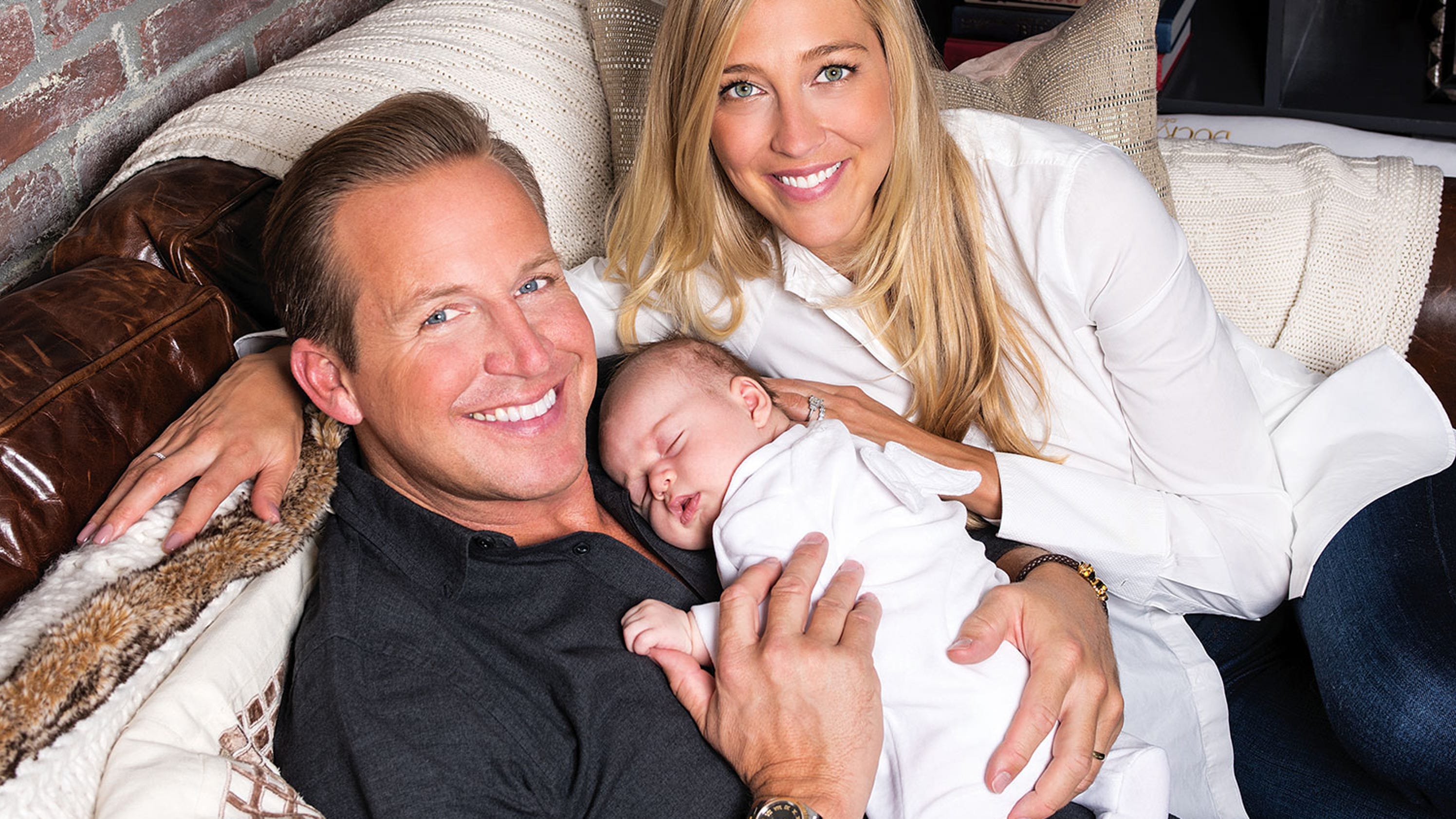 WCBS-TV Morning News anchor Chris Wragge and wife, Sarah, celebrate ...