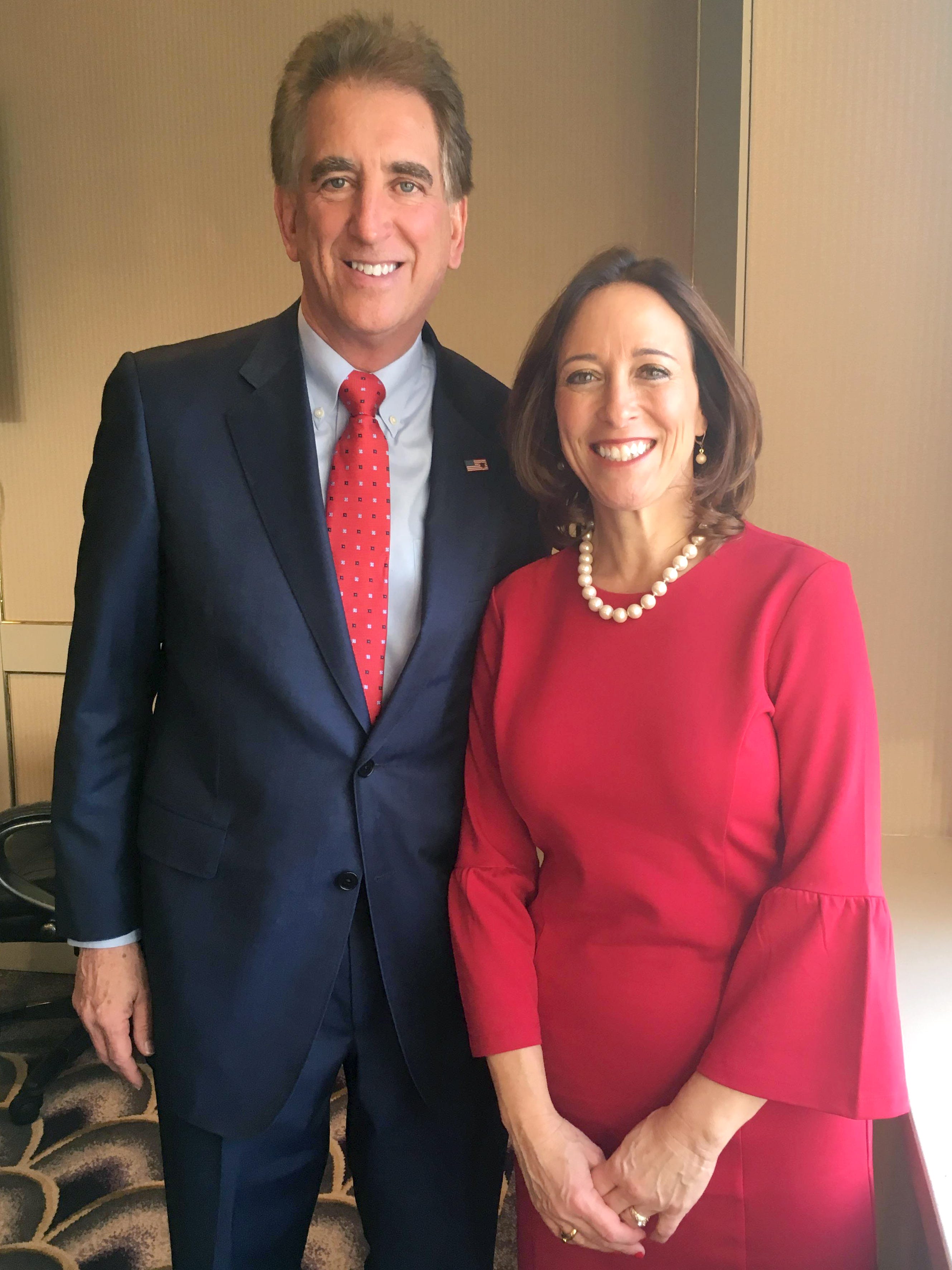 Amy Murray: Who is she?