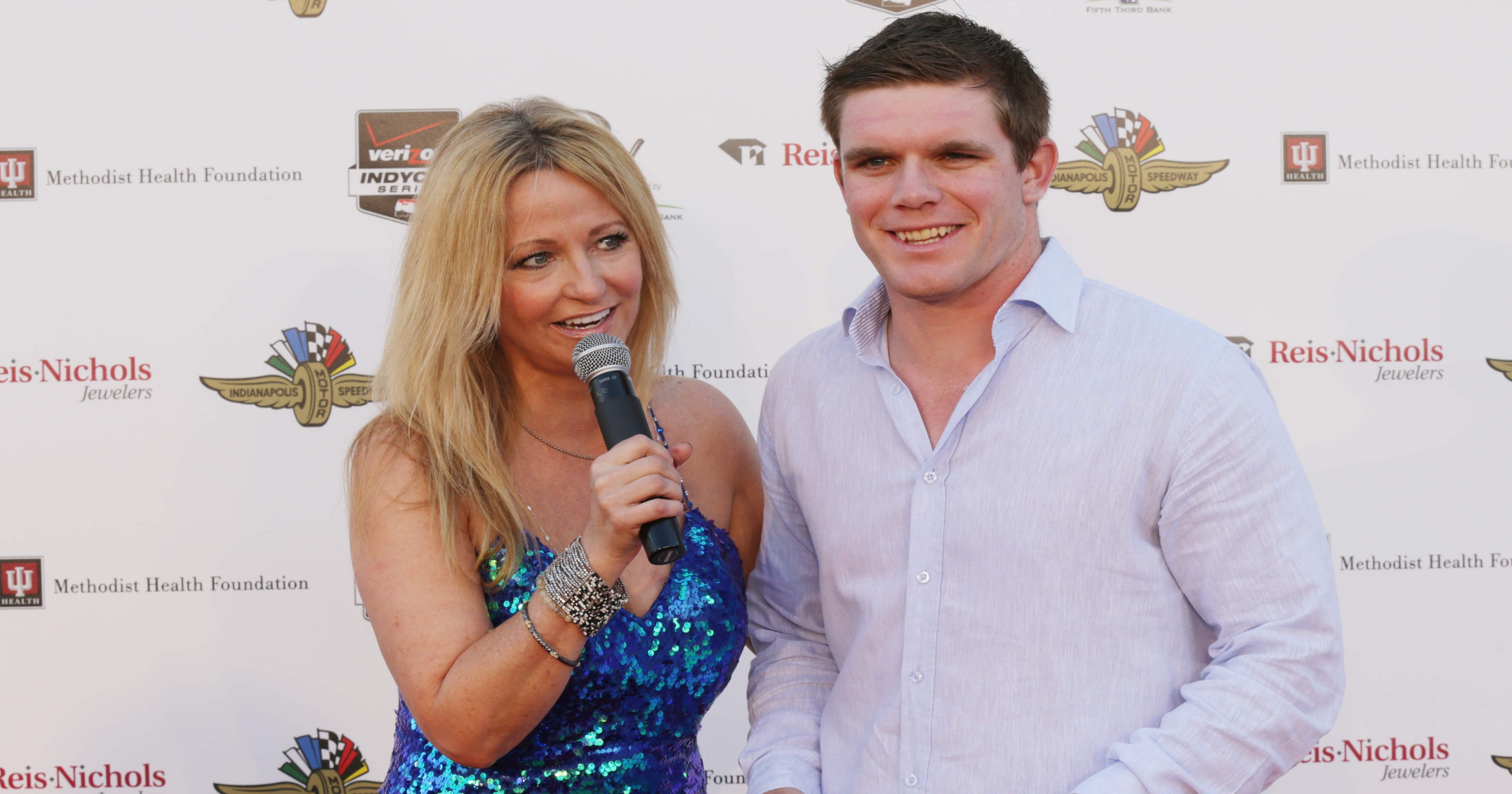 Laura Steele exiting Q95 airwaves