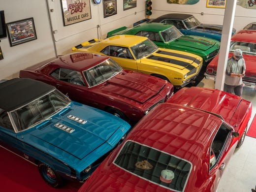 Reggie Jackson is auctioning off part of his car collection