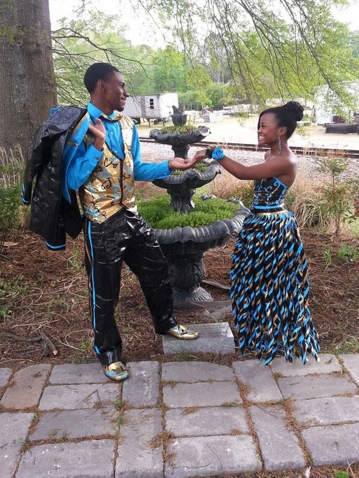 Pendleton pair's duct tape prom outfits in U.S. finals