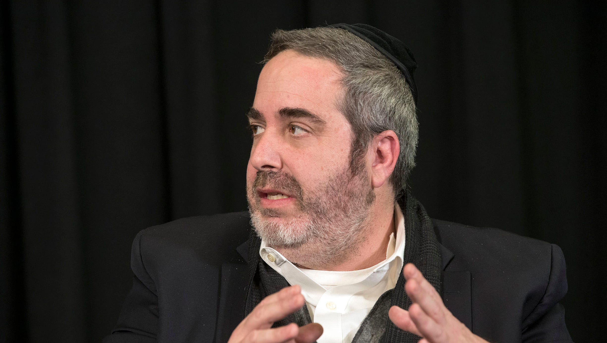 Lakewood schools: Board member returns, lawyer quiet on $600K job