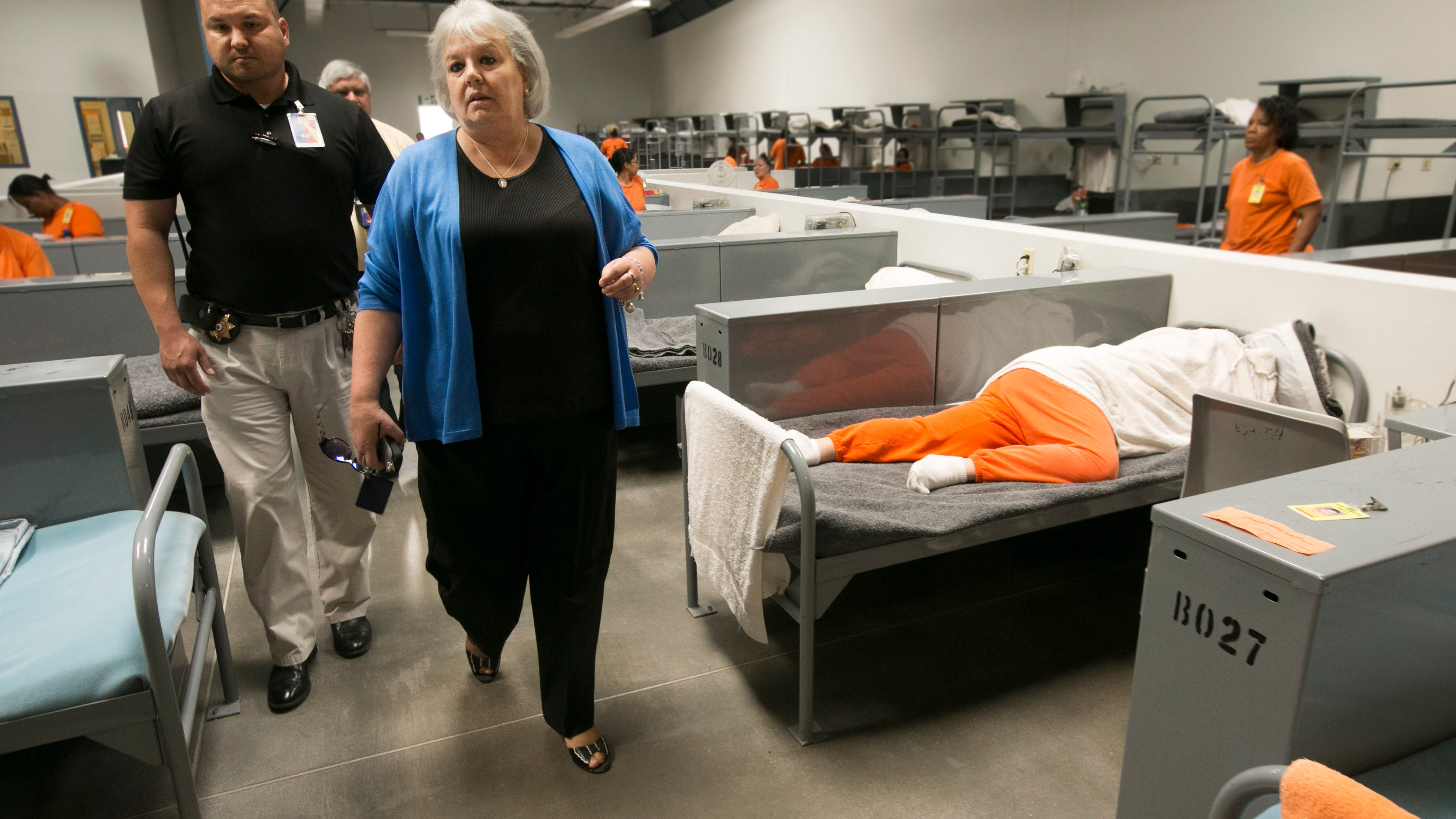 Women wardens run 4 of state's 10 prisons