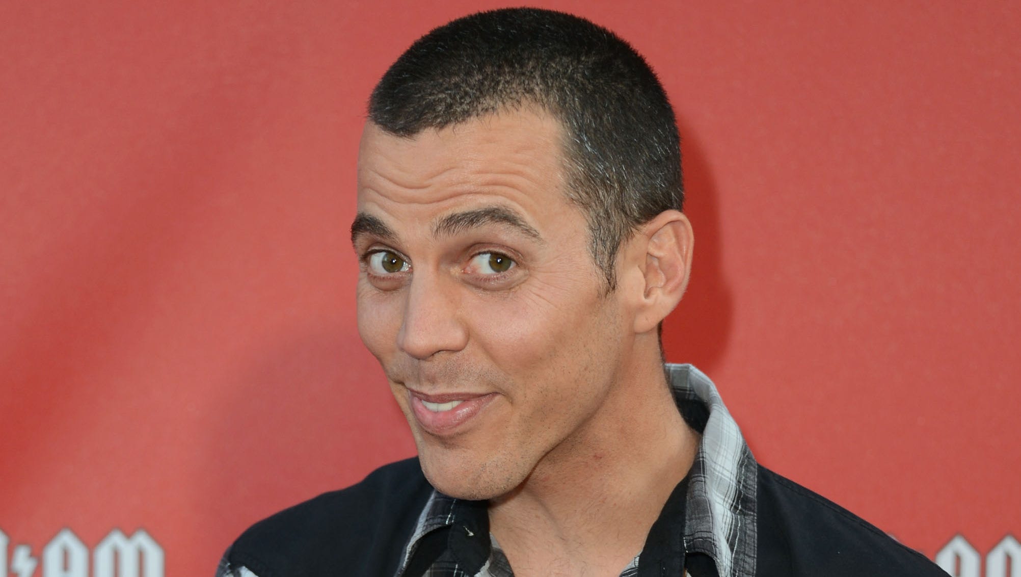 Steve-O to face five criminal charges after climbing crane