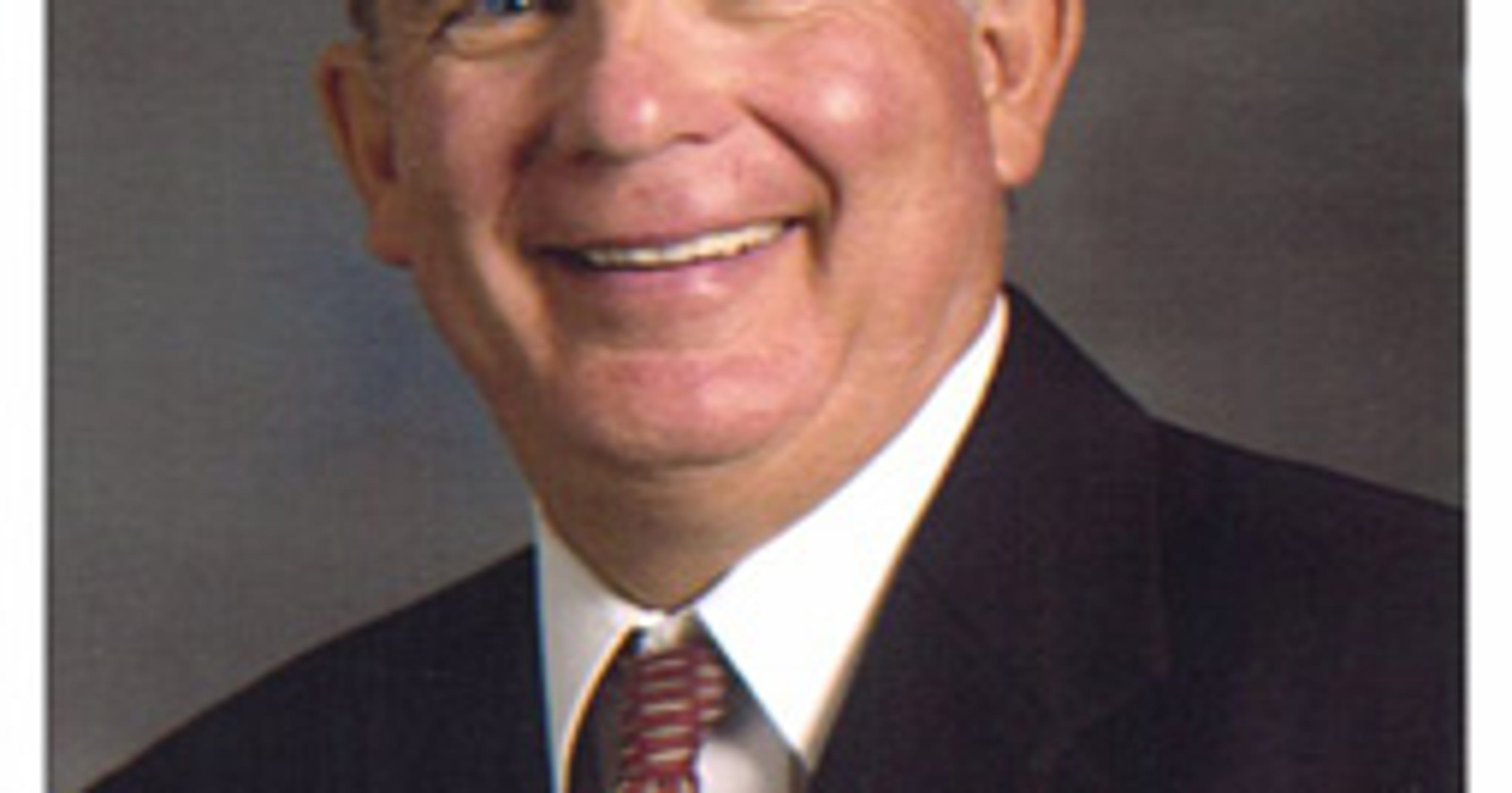 Former Illinois state representative seeks Democratic treasurer nomination