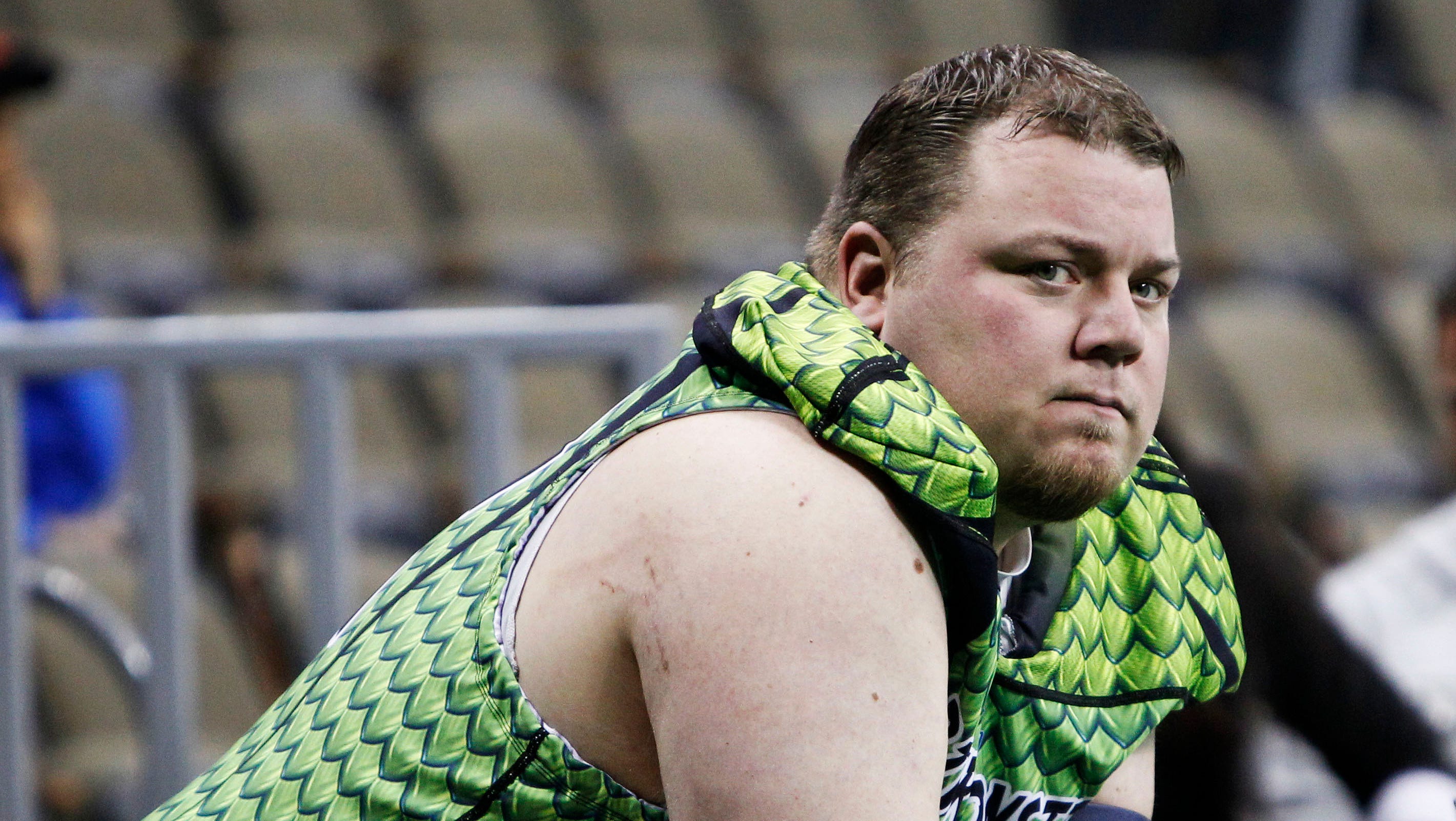 Jared Lorenzen: E:60 'Hefty Lefty' about struggles of ex-Highlands QB