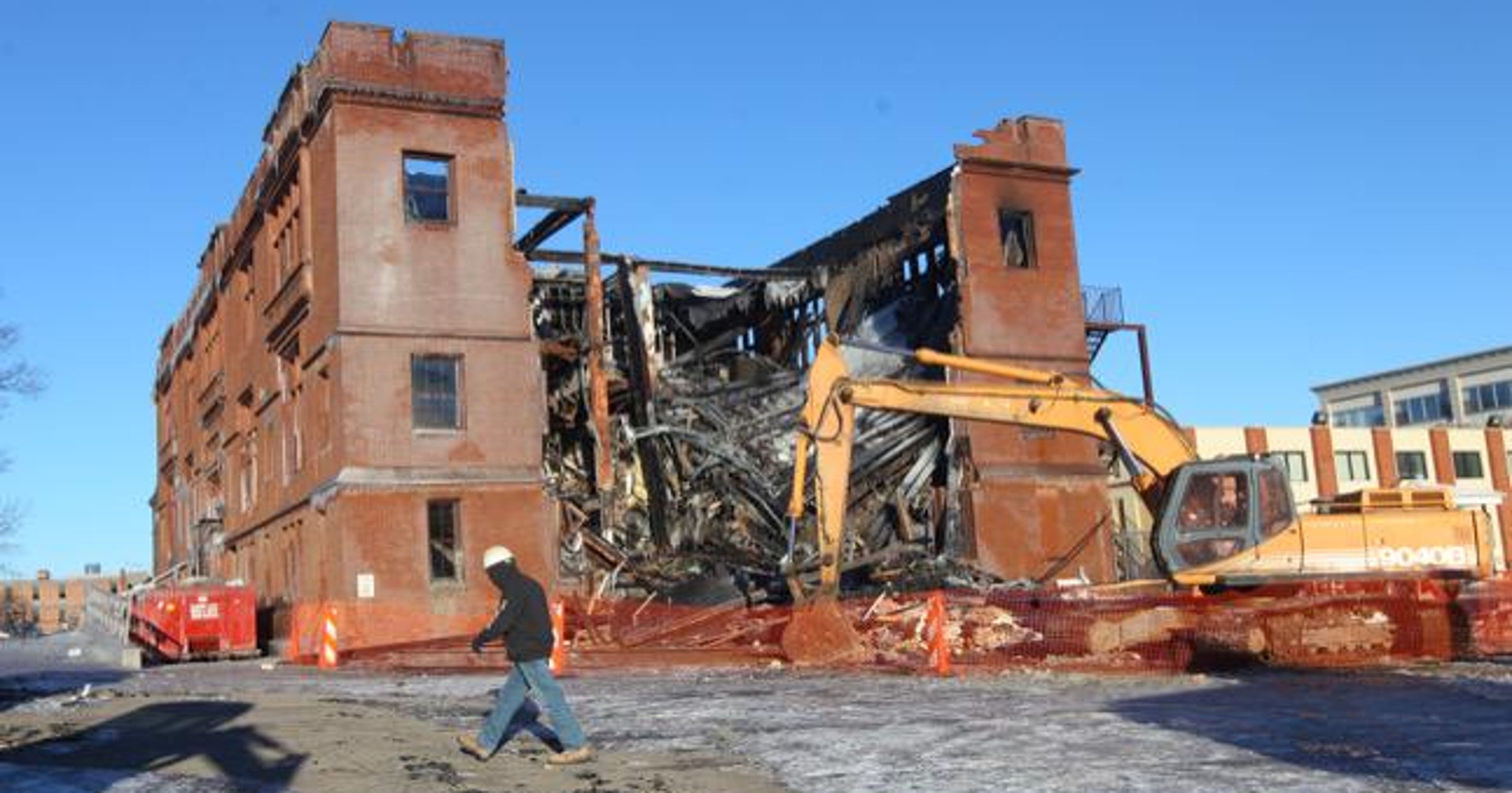 Fire-damaged building may not be razed