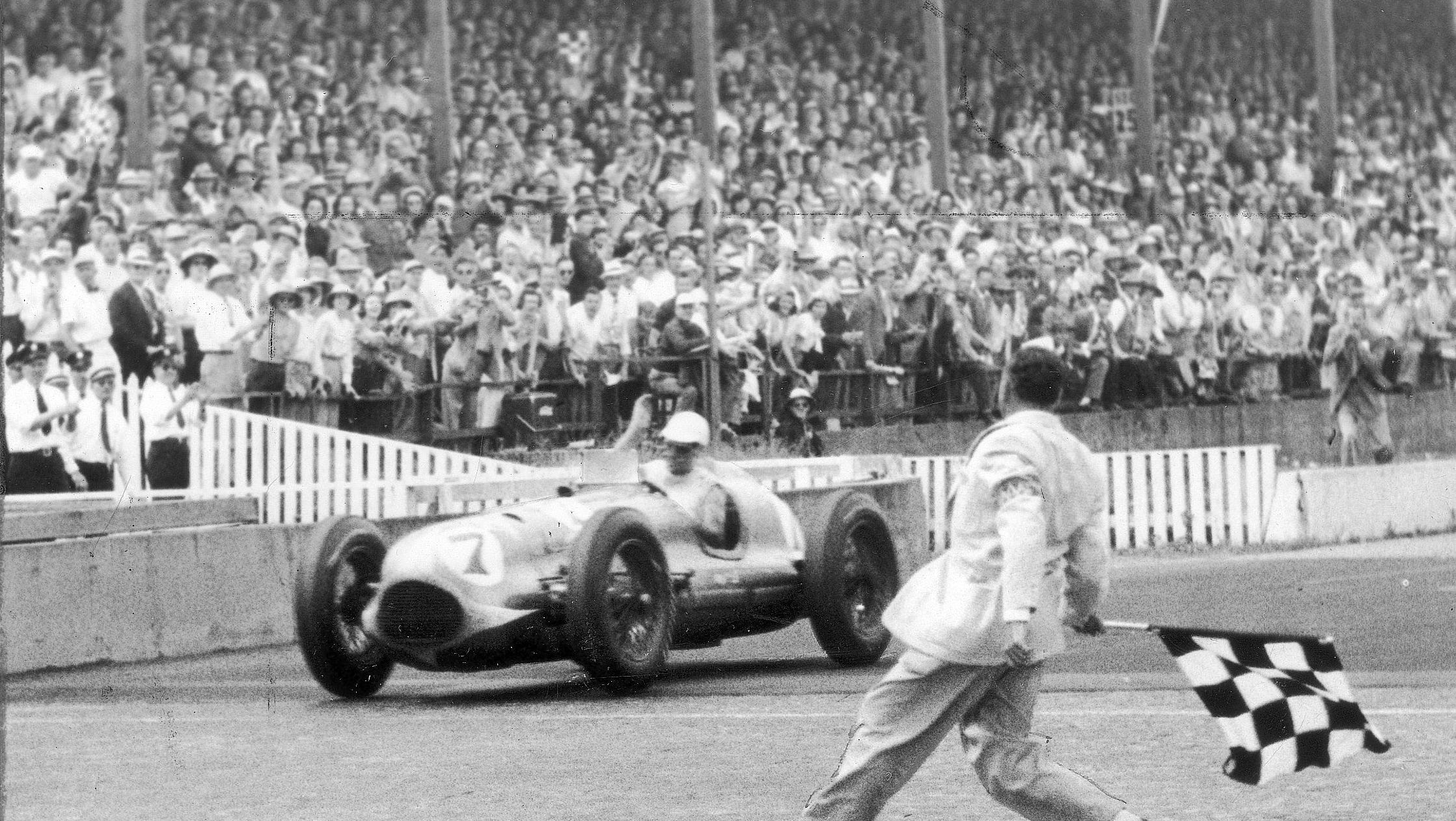 1913 Indy 500: Peugeot's technology revolutionizes racing