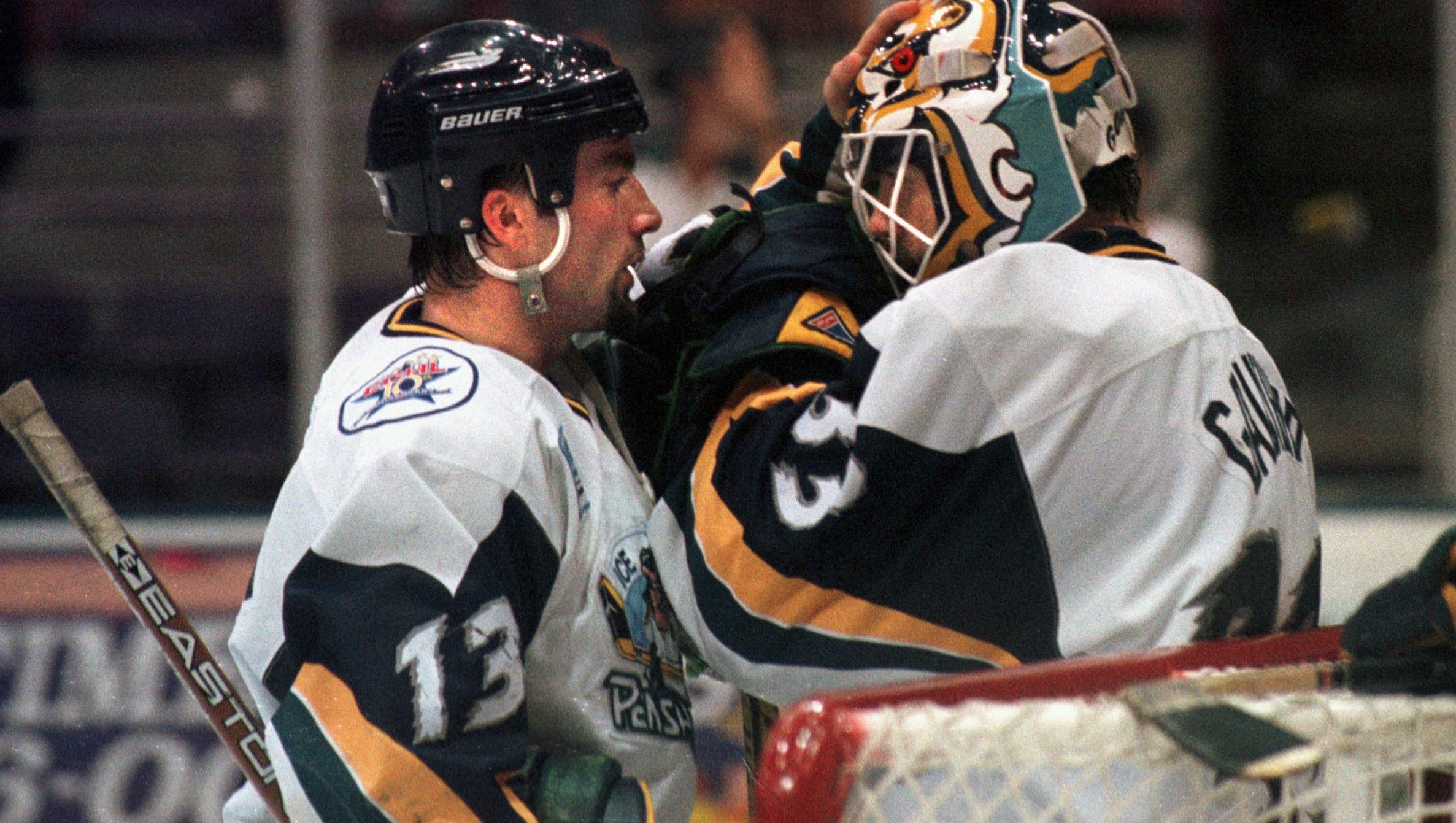 Ice Flyers host 20th anniversary of hockey in Pensacola