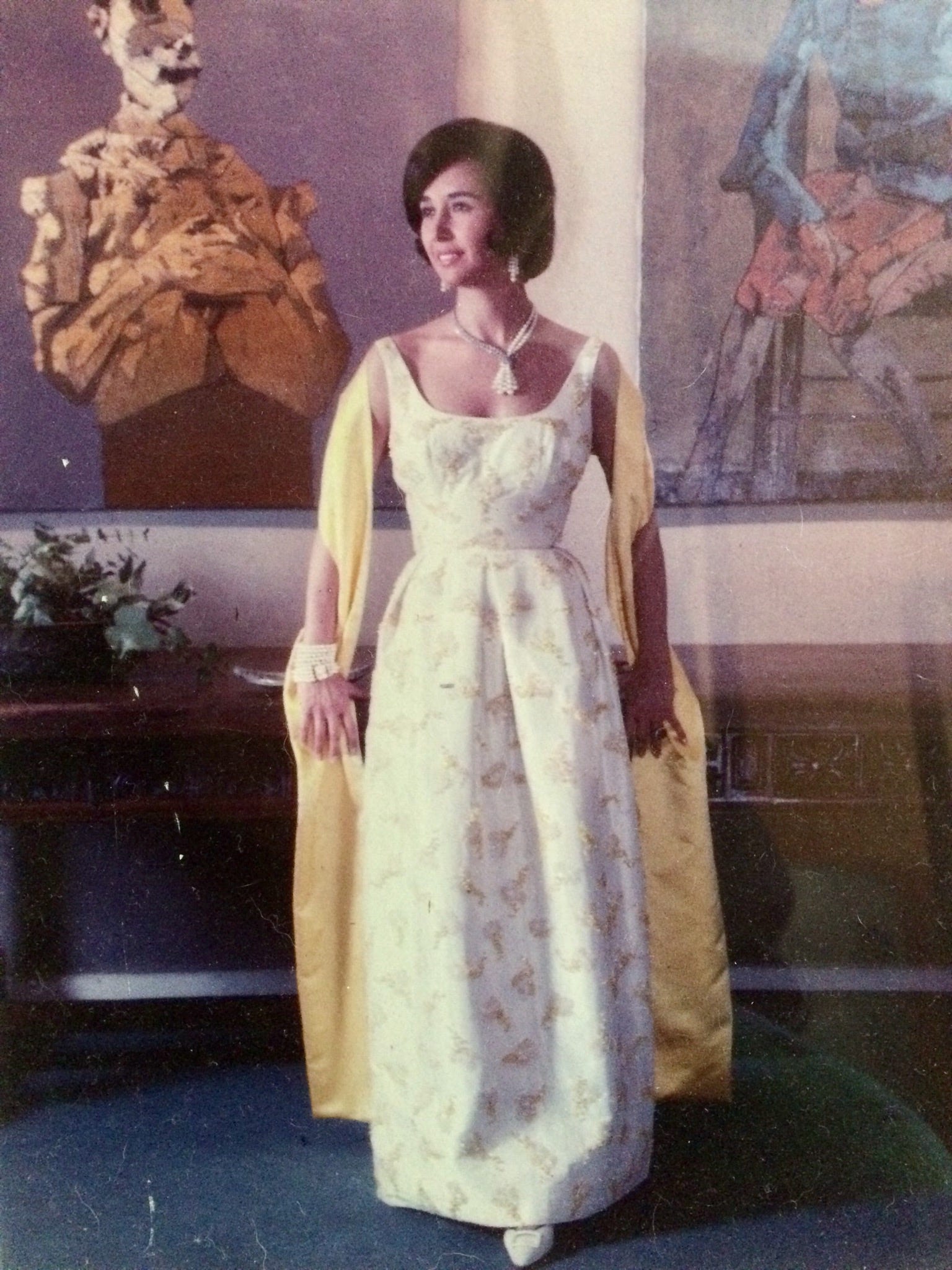 Aline Griffith, countess and spy, dies in Spain at 94