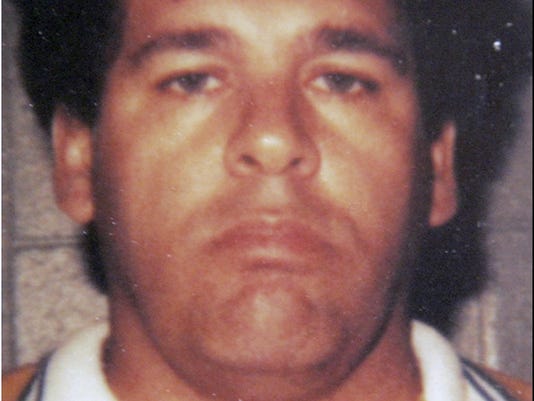 Mobster Calabrese dies in federal prison in N.C.