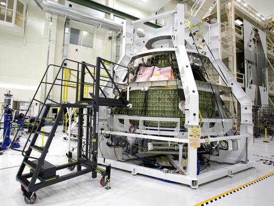 Senator says NASA to capture asteroid, park near moon