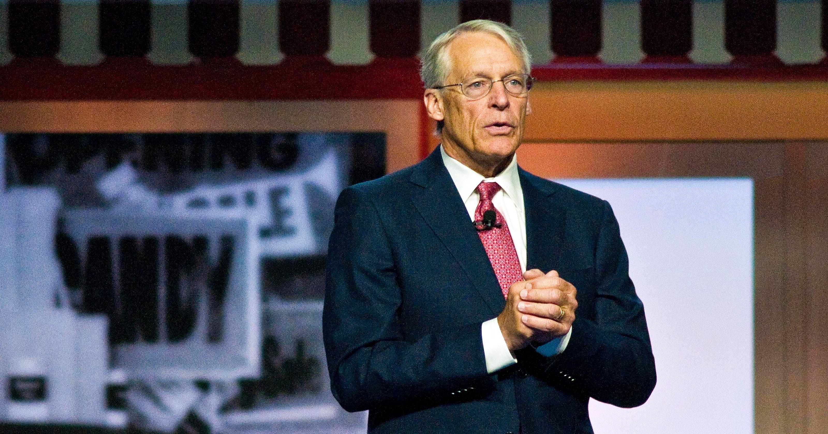 Walmart: Sam Walton's grandson-in-law new chairman