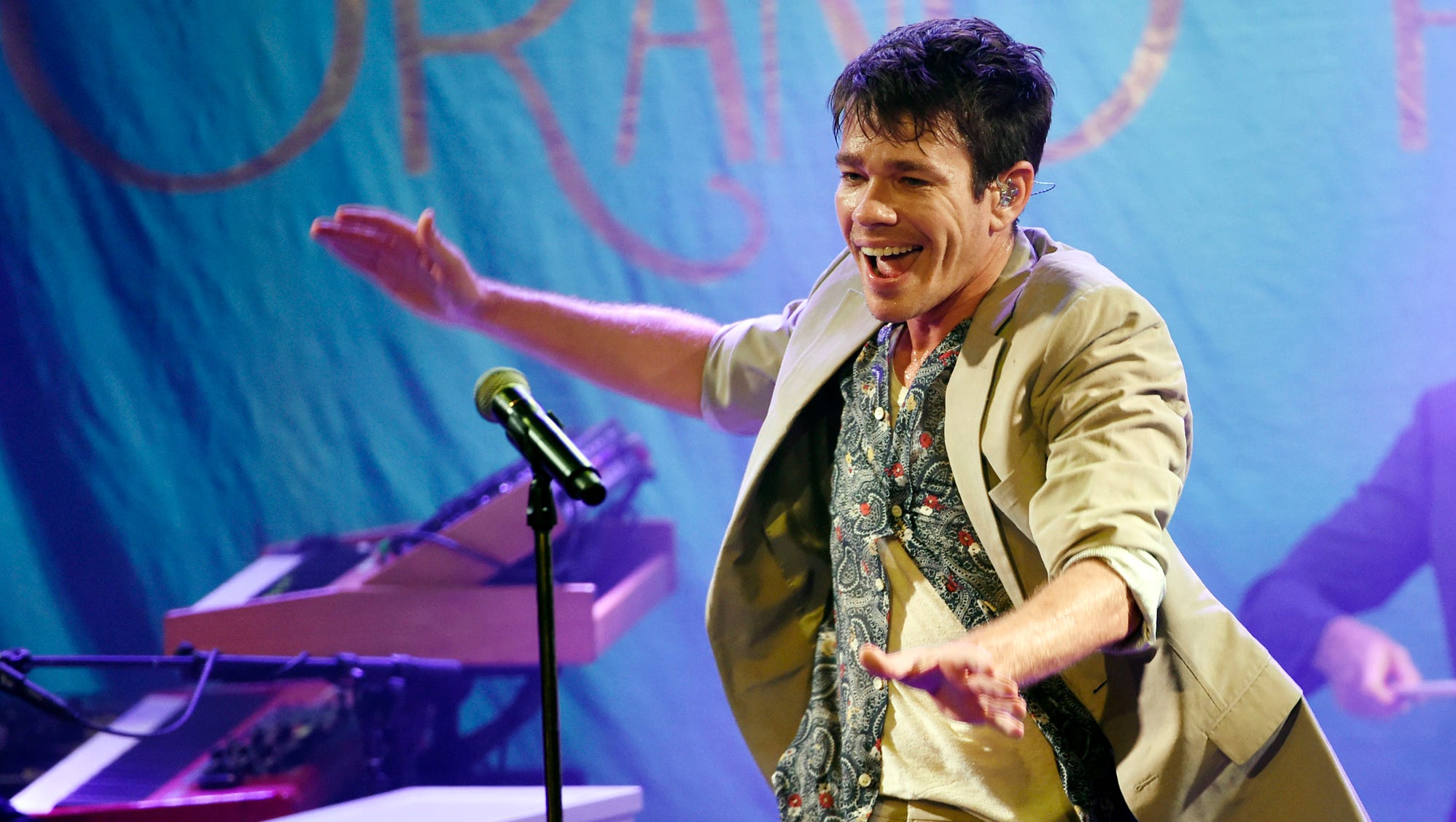 40 famous people from Iowa: Ashton Kutcher, Johnny Carson and more