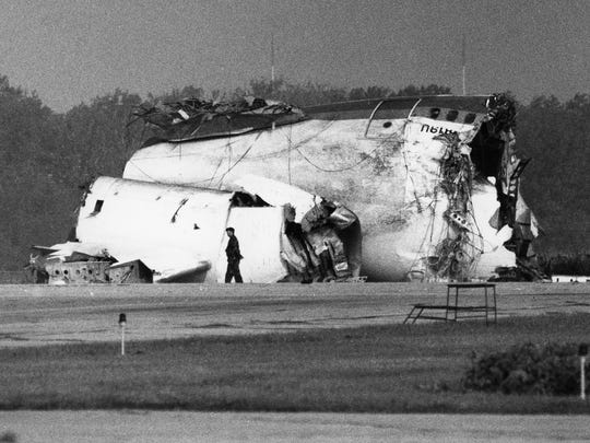 Disaster, miracle of United 232 crash recalled