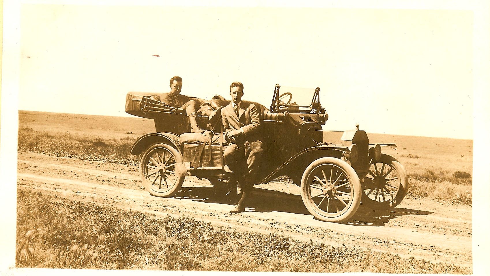 Drivers to re-create Edsel Ford's wild 1915 road trip