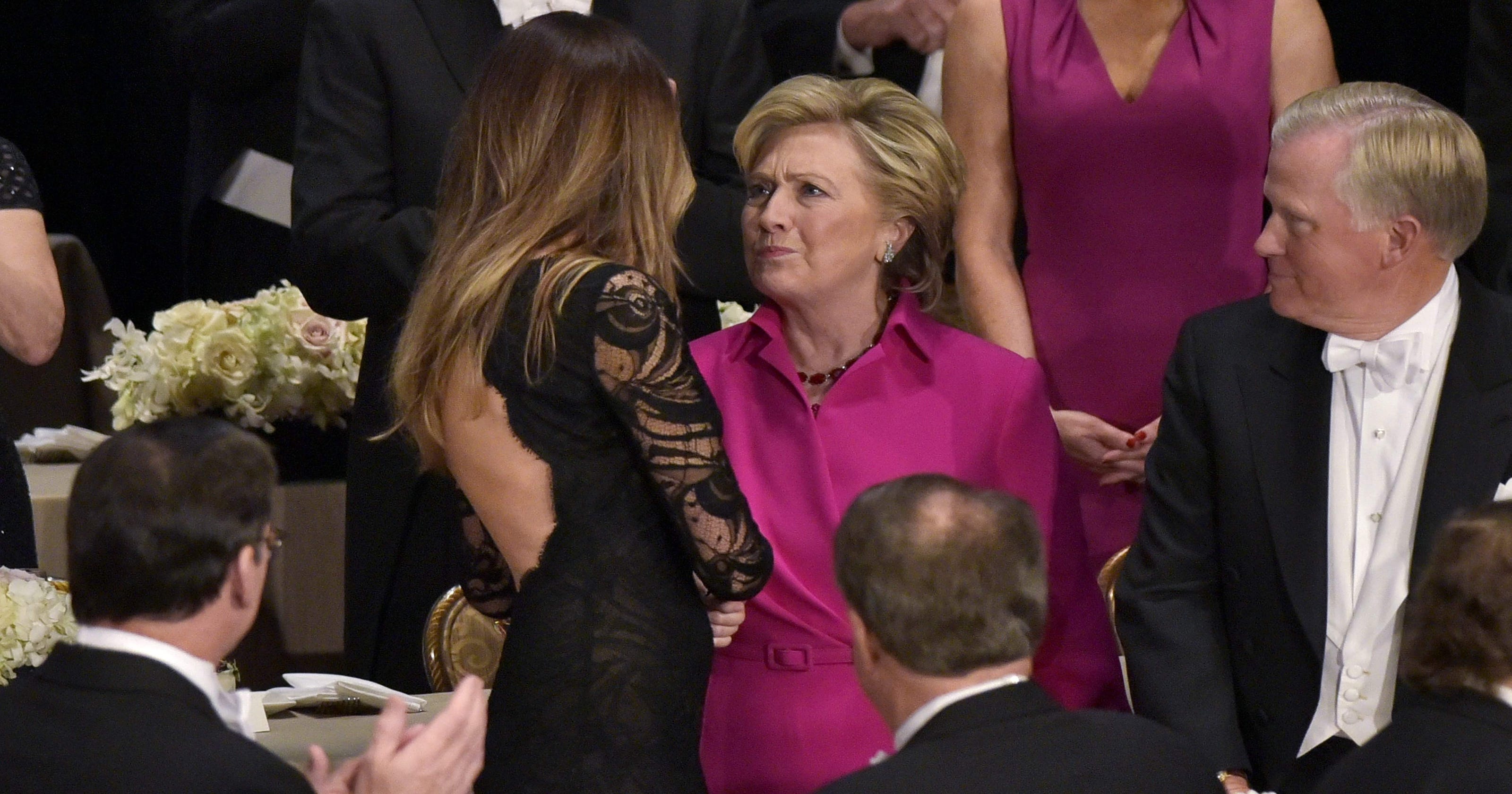 Hillary Clinton ditches pantsuit, stuns in bright pink Ralph Lauren gown