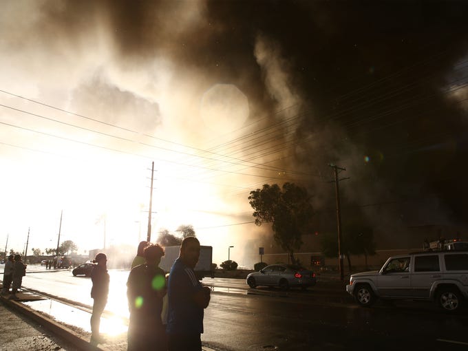 Phoenix firefighter's 2001 death influenced handling of Safeway fire