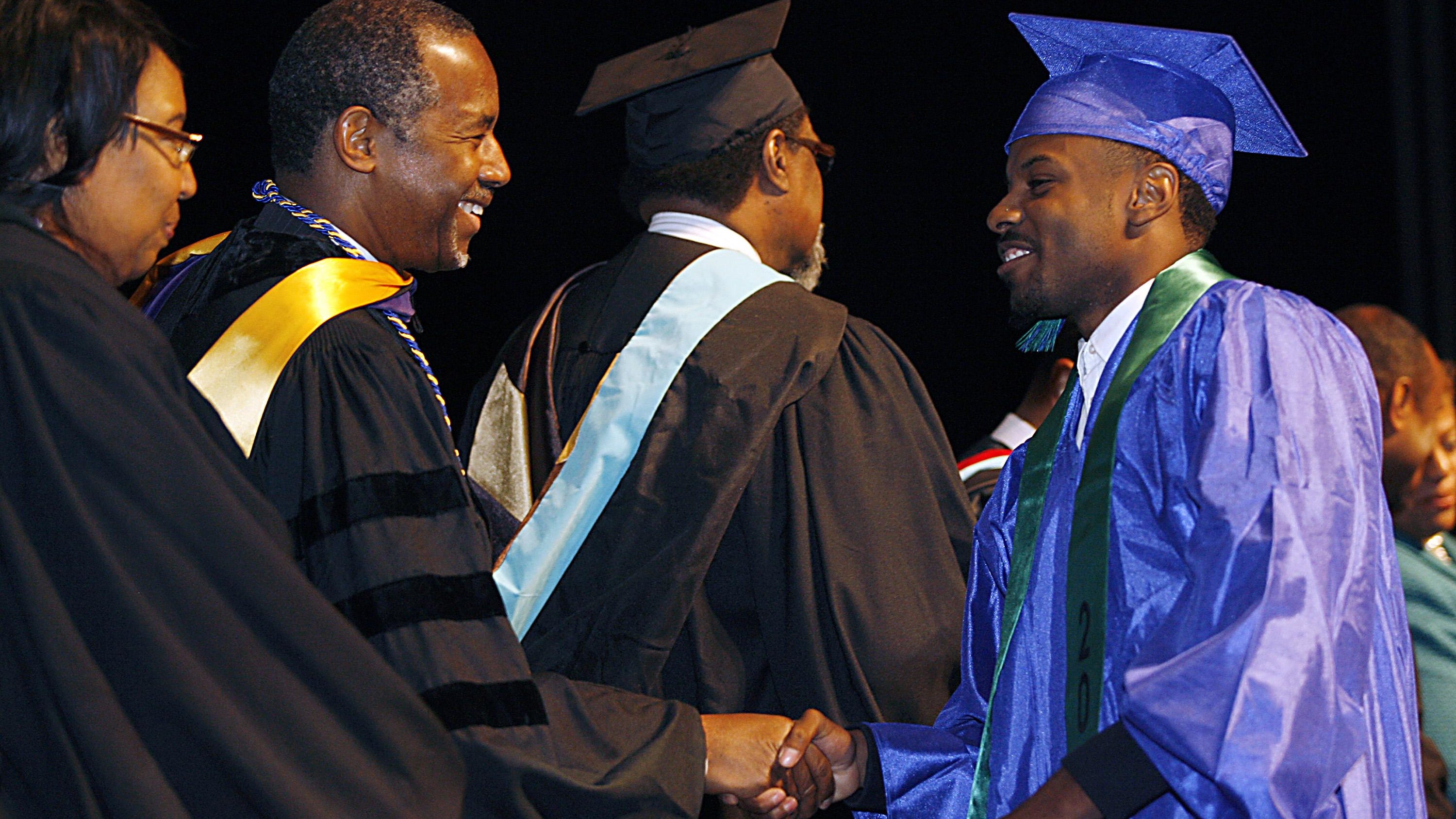 Carson tells grads: 'Don't let other people define you'