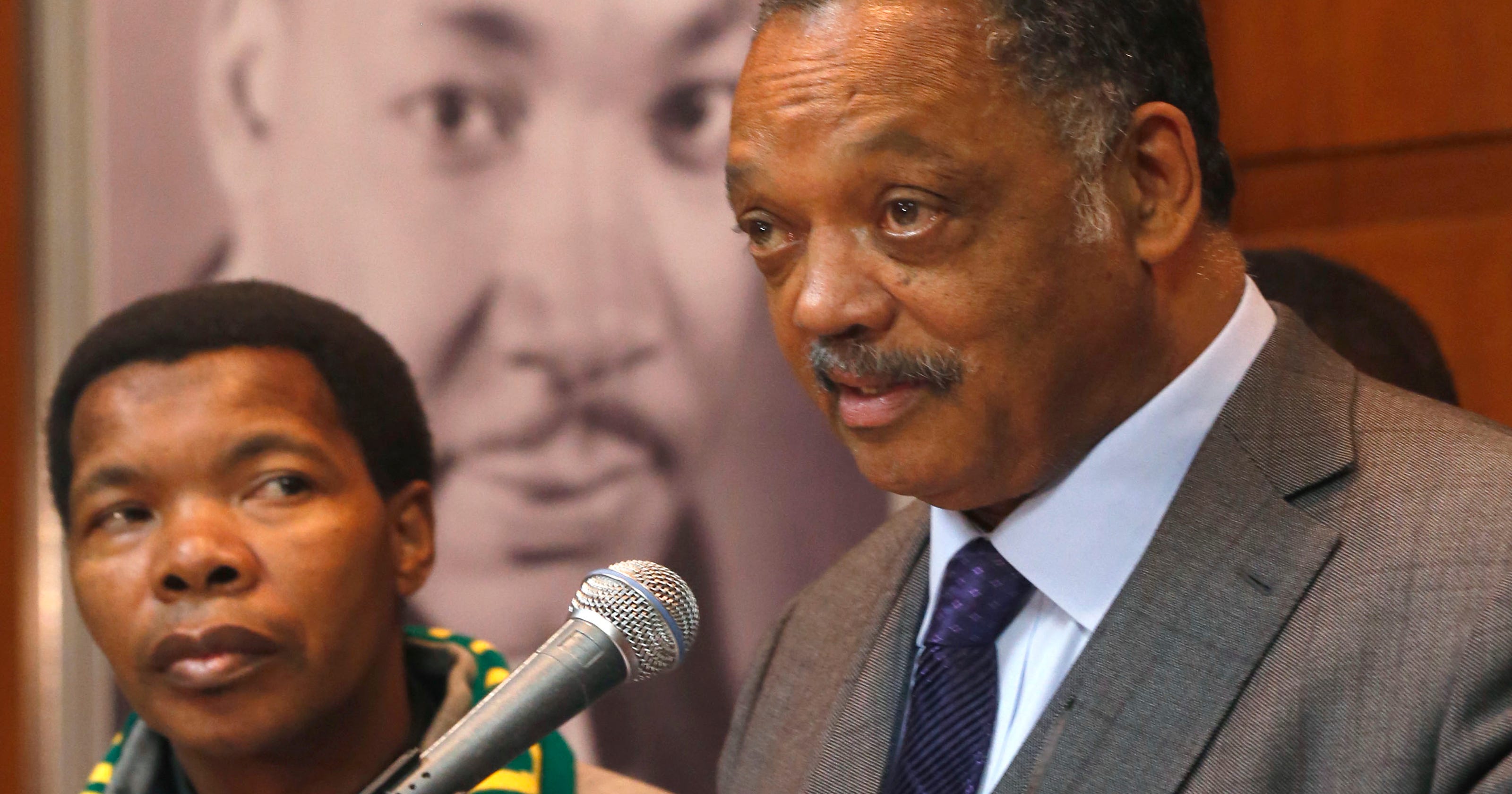 Rev. Jesse Jackson to attend Mandela funeral