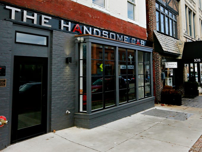 PHOTOS: The Handsome Cab