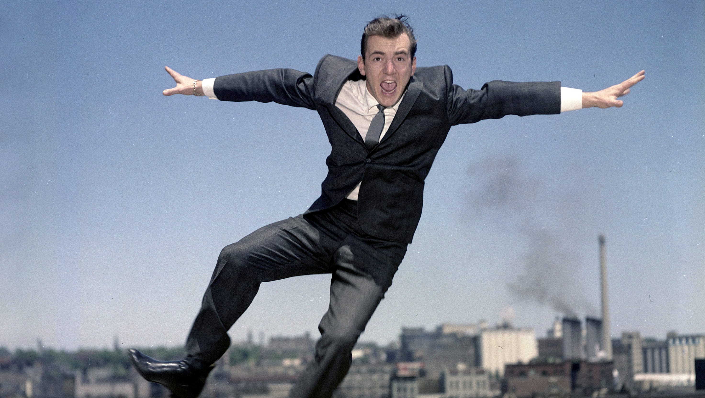 6 decades of catching celebrities on camera in Milwaukee