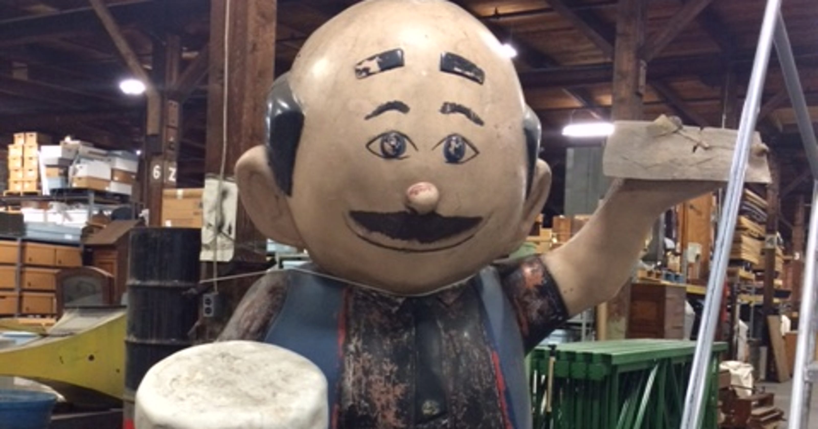 Papa Burger: Iconic A&W statue in upstate New York was found, renovated