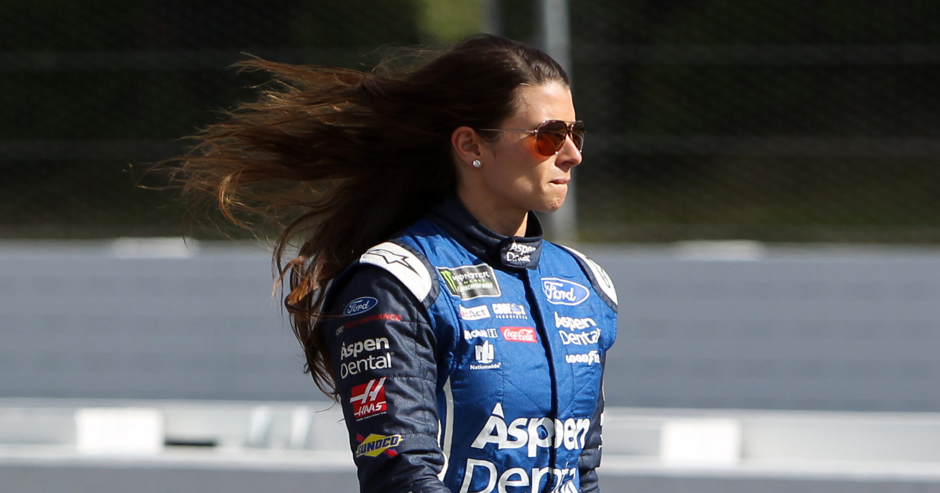 Danica Patrick confronts booing fans at Pocono: 'I have feelings'